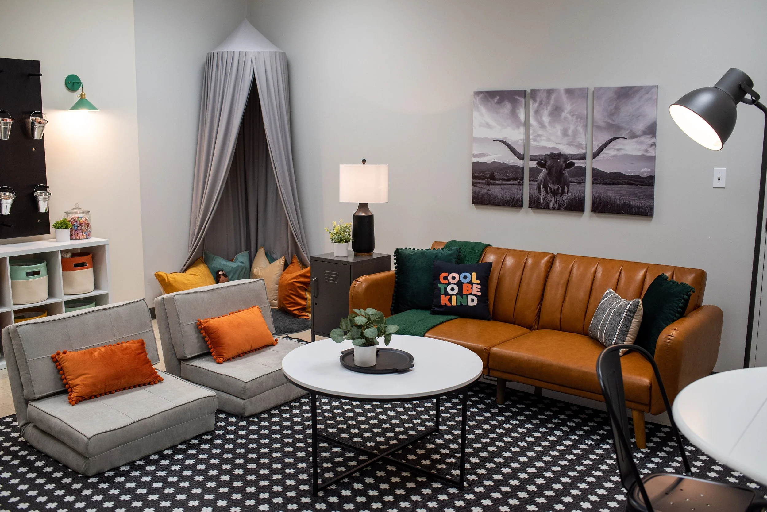 Lily Pad Rooms : Before and After — LilyPadInc.org