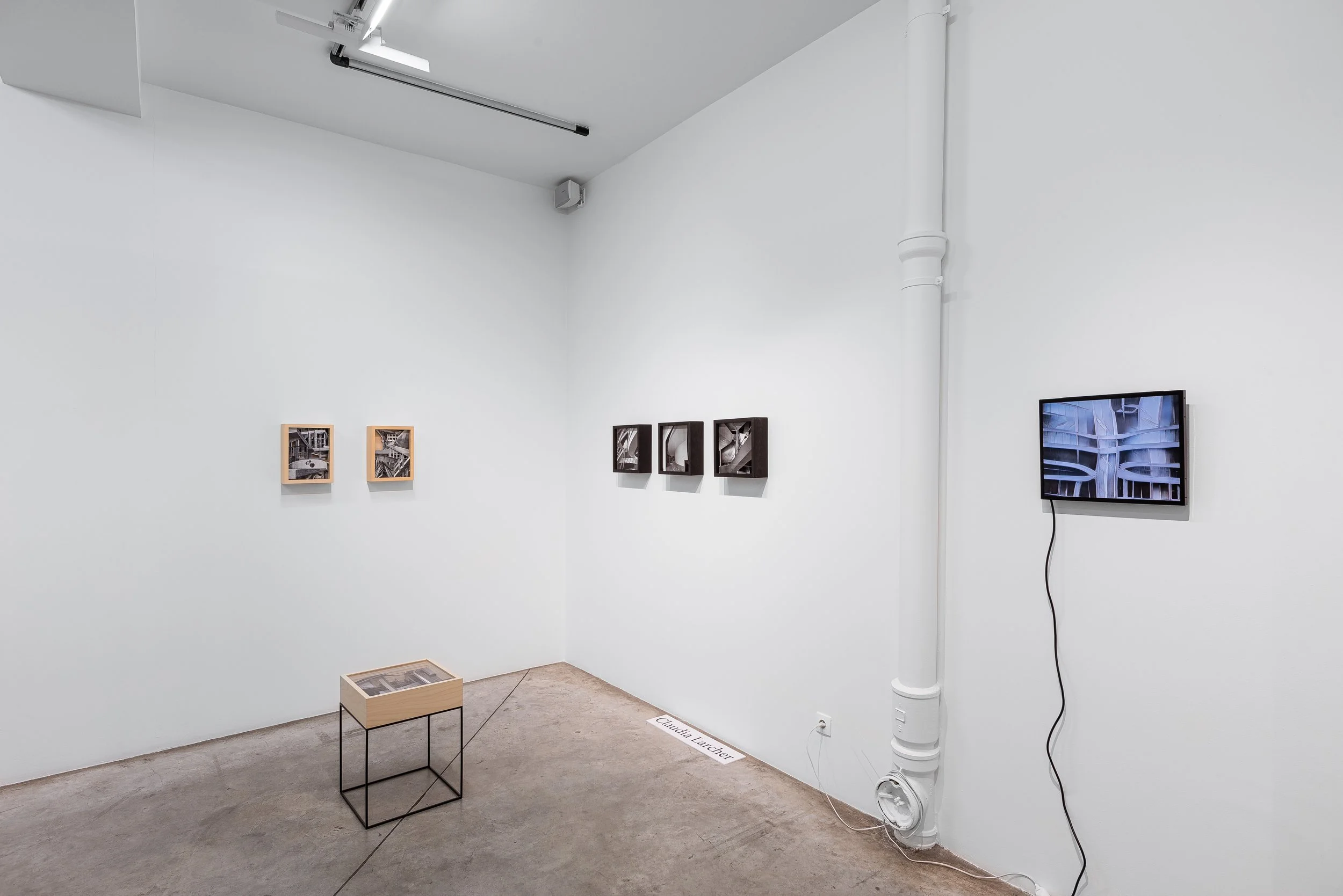 Claudia Larcher With Galerie 22 48m2 At Salon Approche Paris 2021