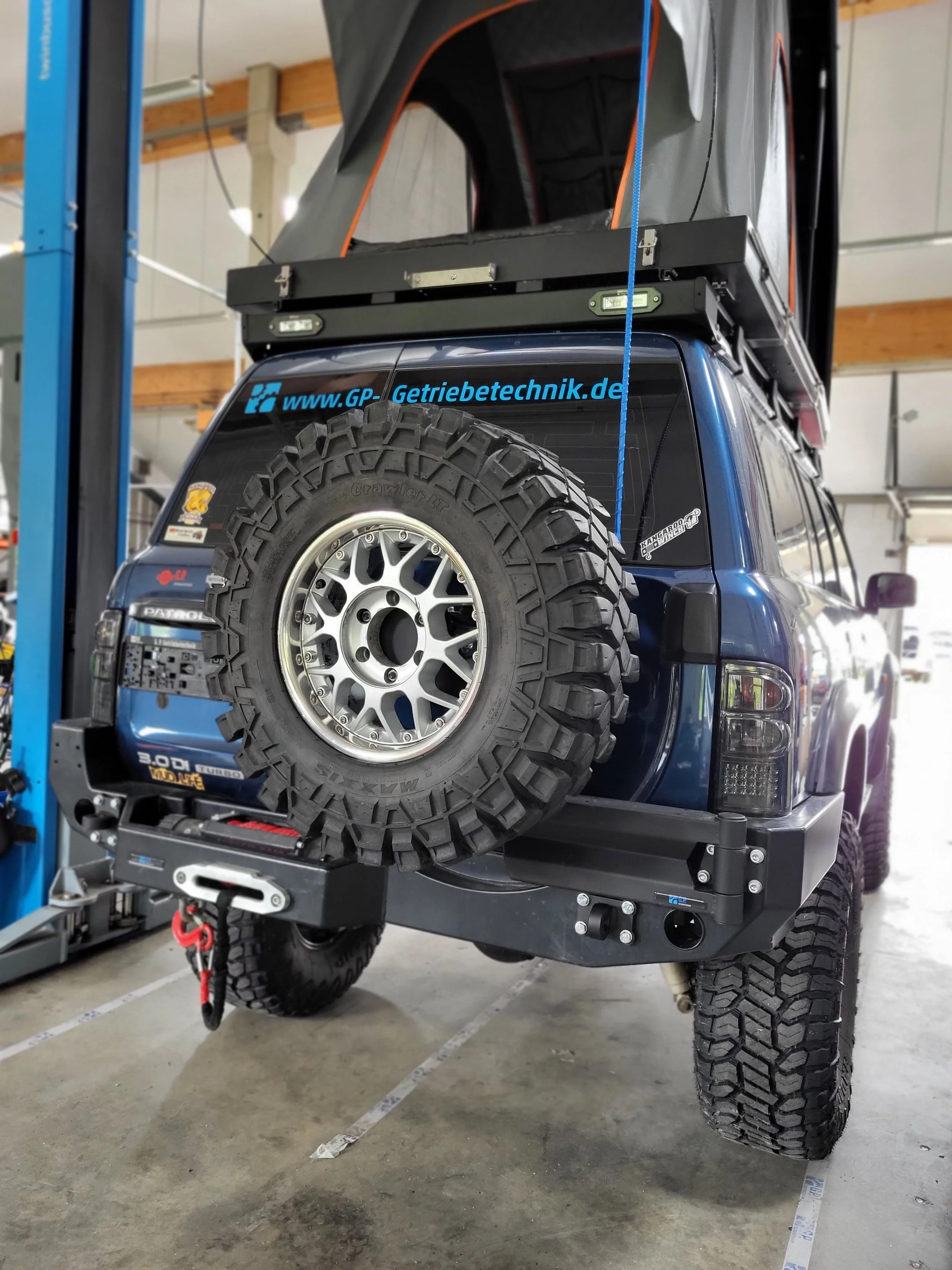 Suzuki Jimny GJ Offroad Heckstoßstange Reserveradträger Kanisterhalter ...
