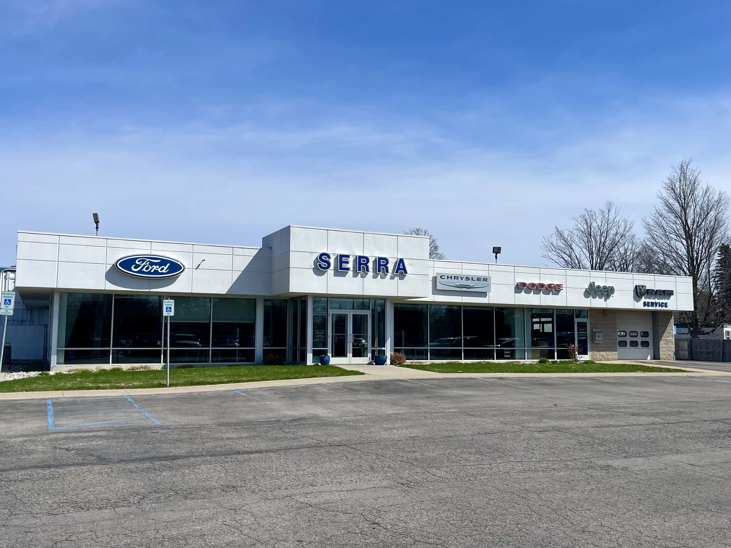 Serra Ford Chrysler Dodge Jeep Ram Kalkaska — Serra Automotive