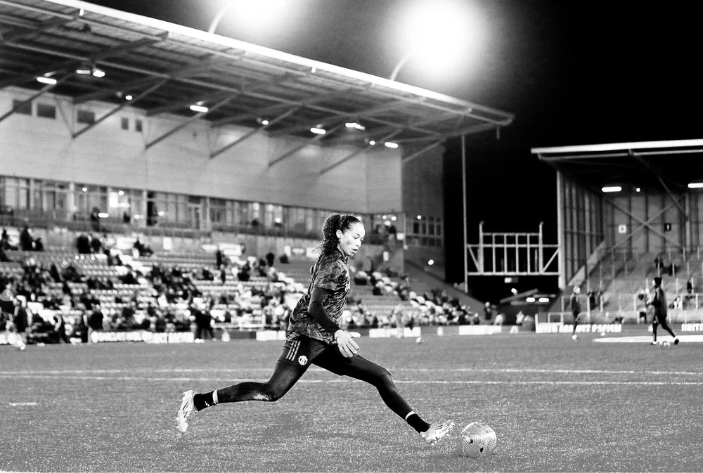 PHALLON TULLIS-JOYCE: THE MARINE BIOLOGIST WHO’S MANCHESTER UNITED’S ...