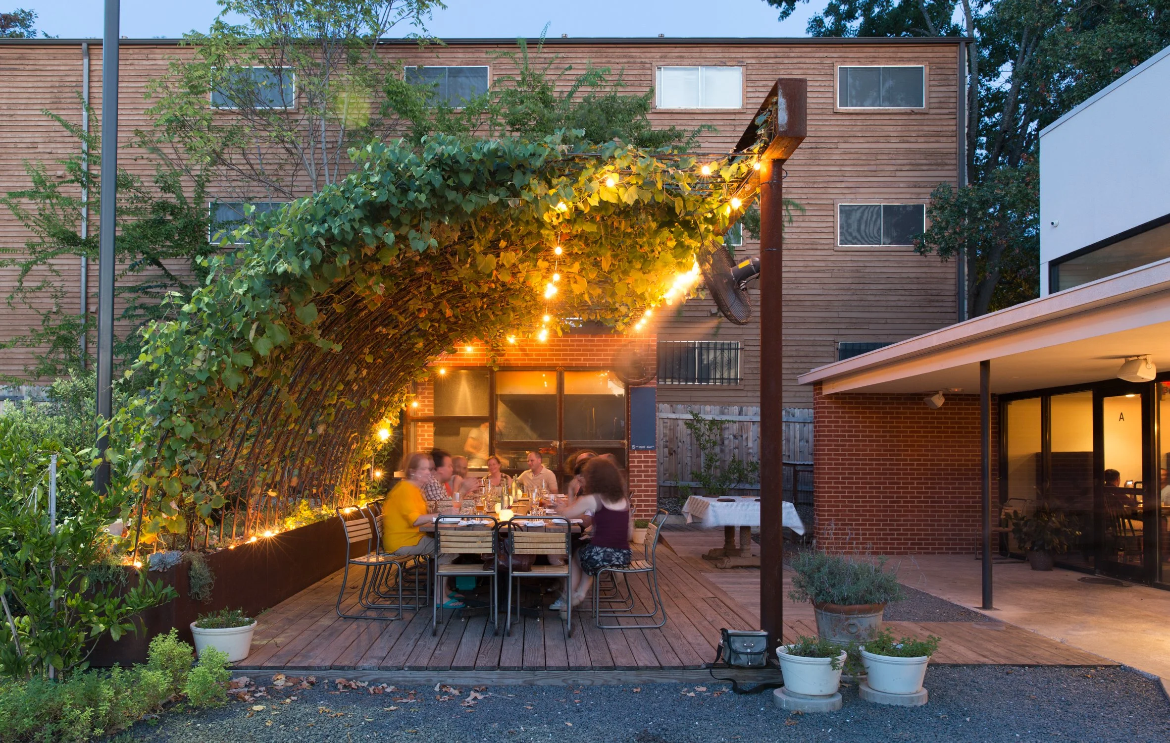 Dai Due Patio — Drophouse Design