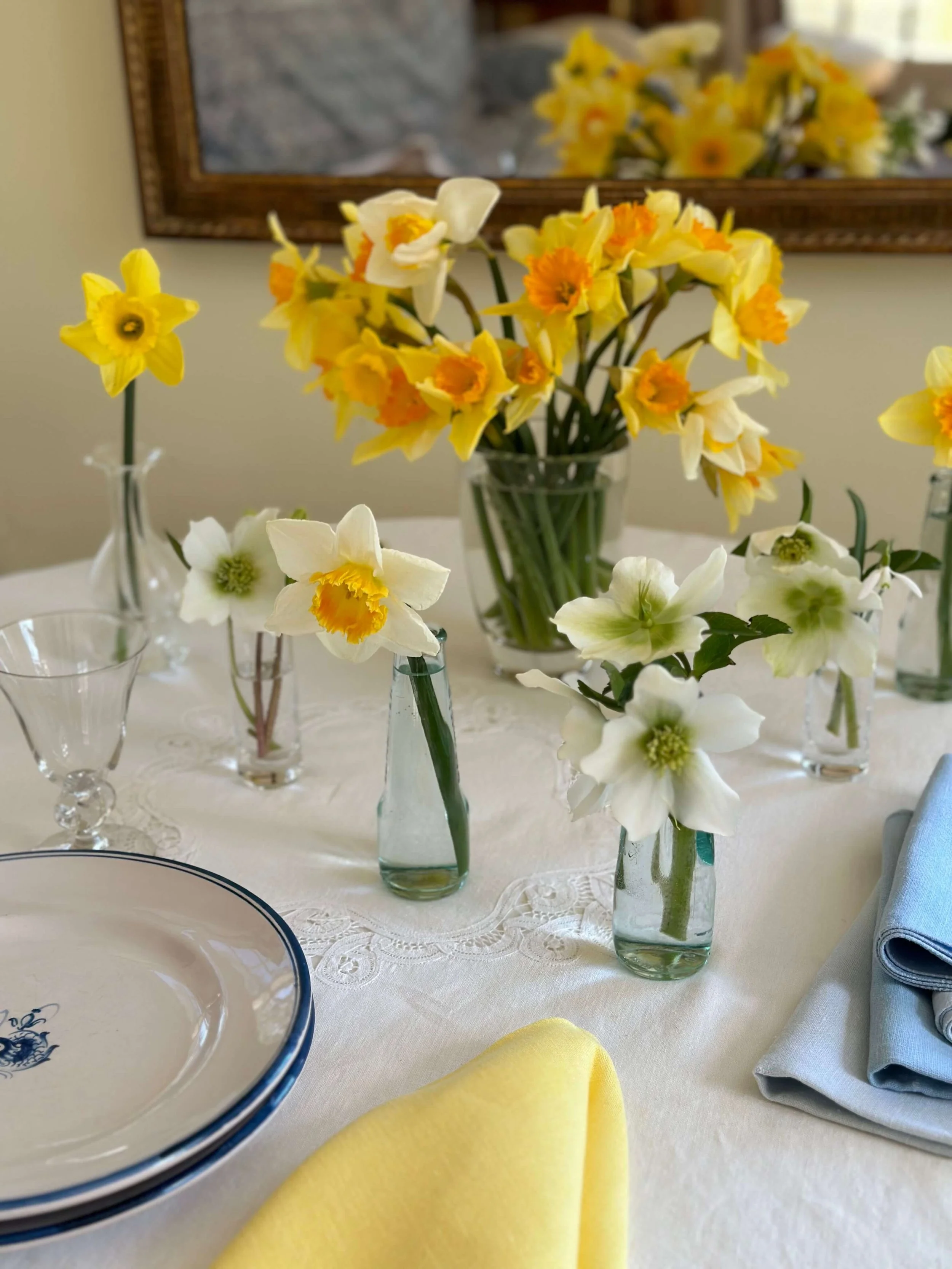 Spring Centerpiece Yellow Pink 🩷 Yellow 💛 Or White 🤍 Which