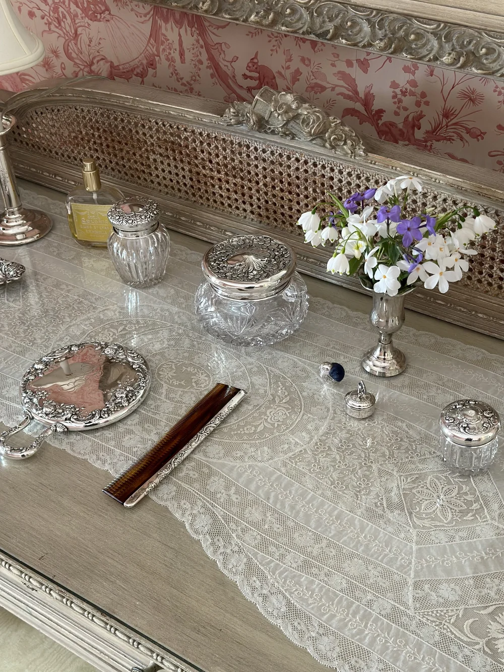 How to Style A Dressing Table to Add Glam Back to Getting Ready — Sense ...