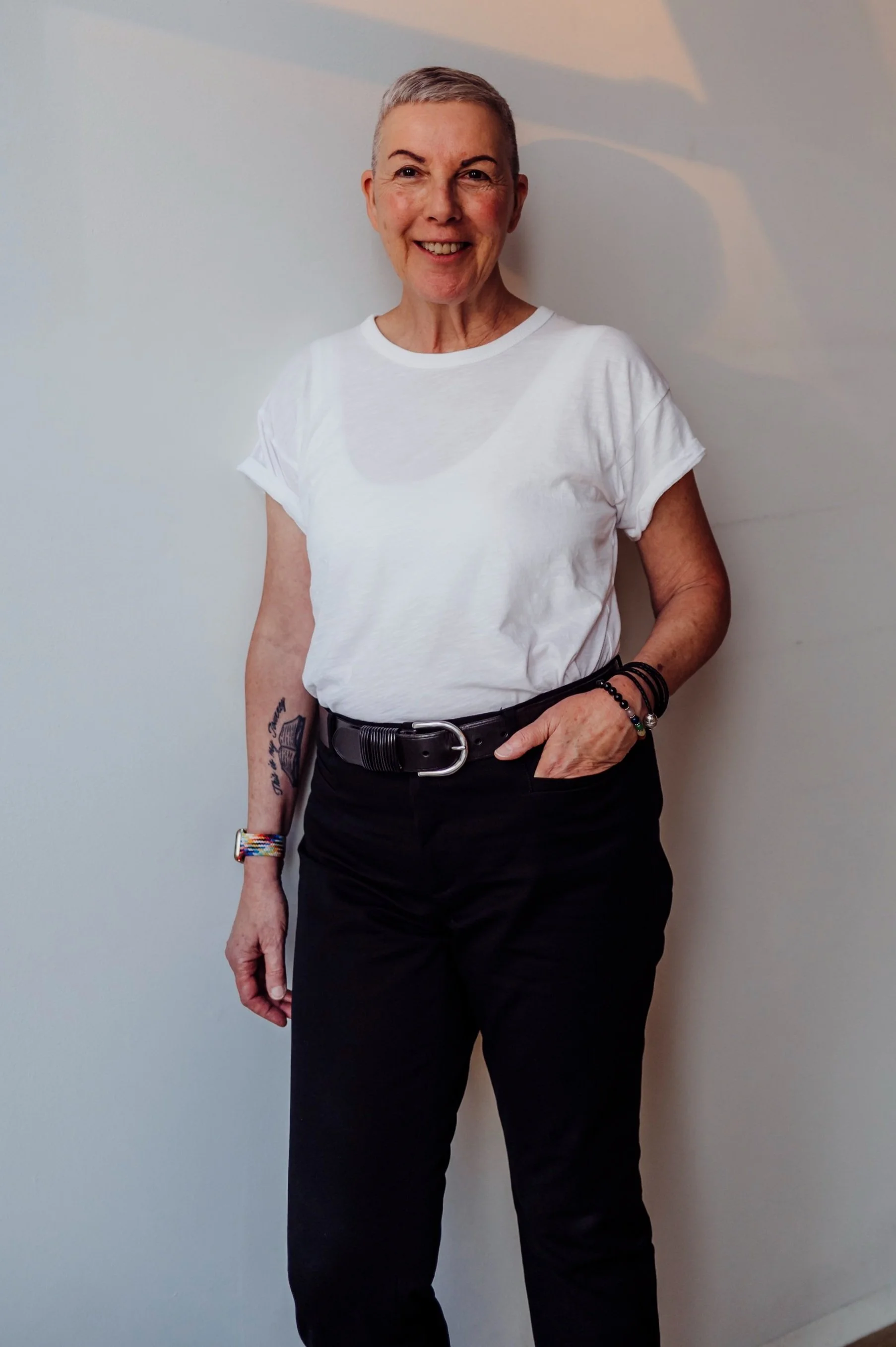 About 1 — AUTHOR ANNIE MOON