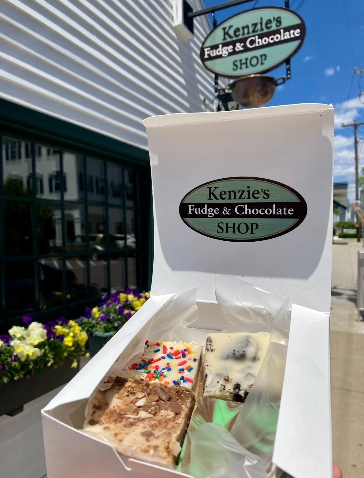 Kenzie's Fudge & Chocolate Shop + Mystic Park Ice Cream + Candy Shop