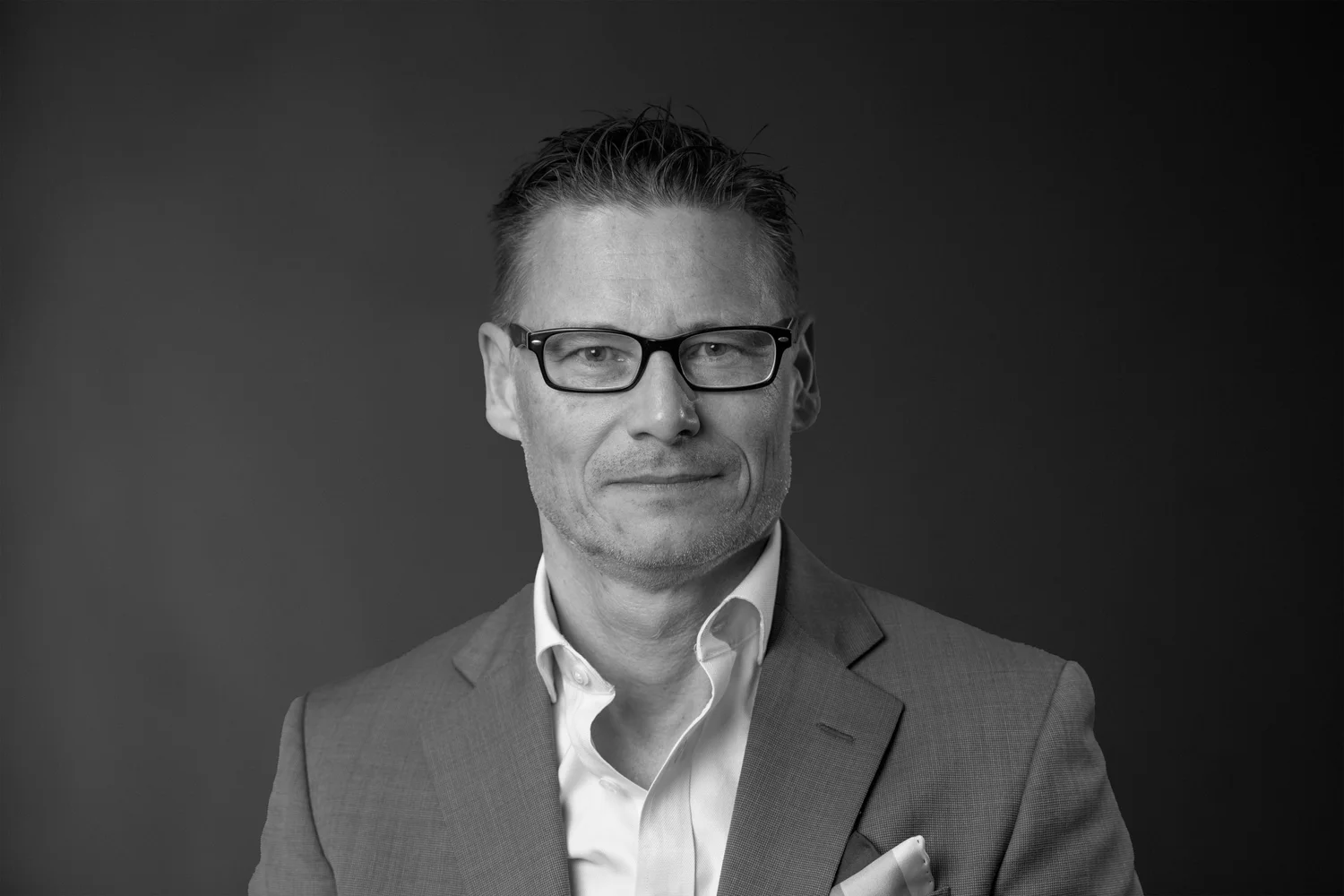 Leadership — SixRing