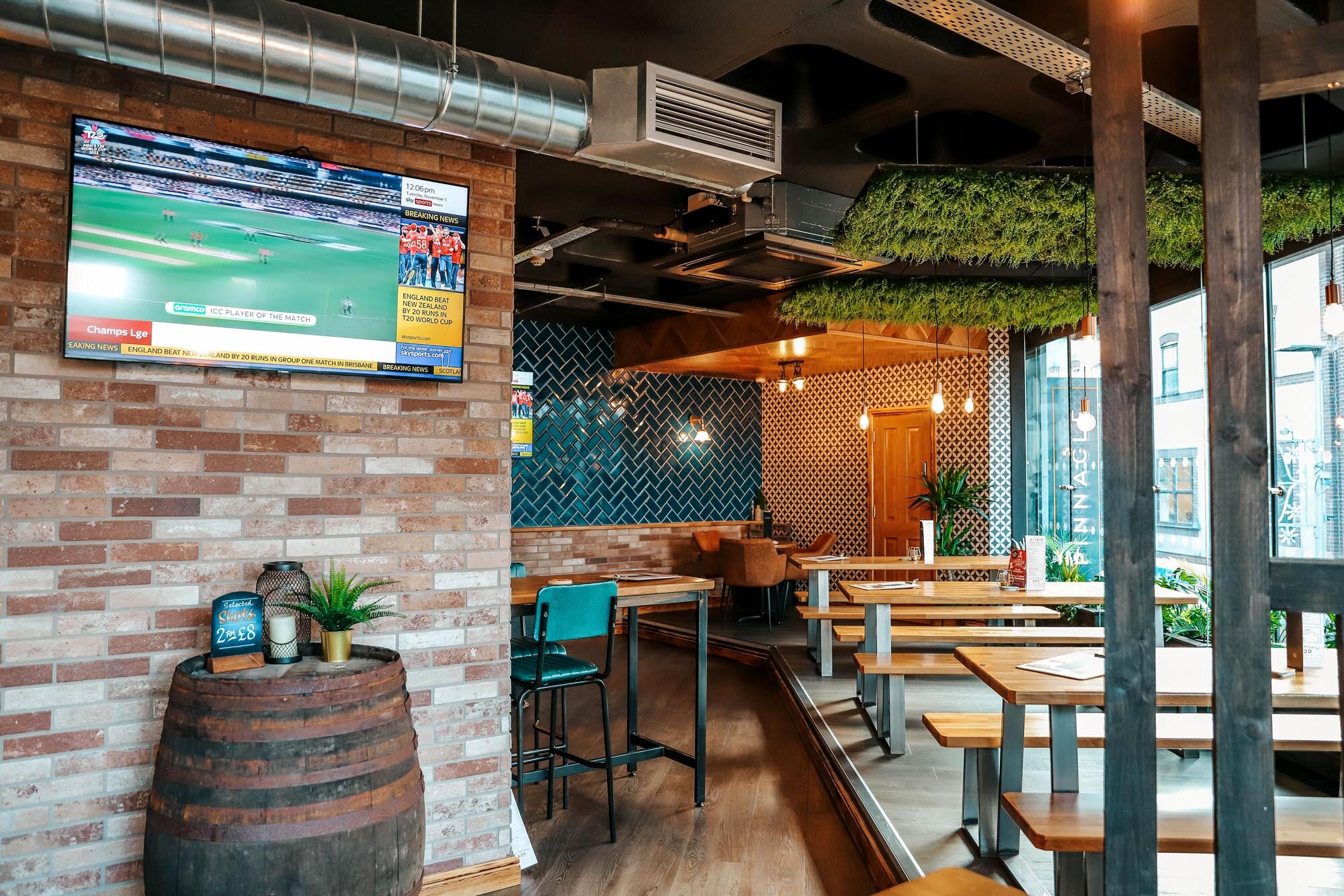 Pinnacle Beer & Gin Hall