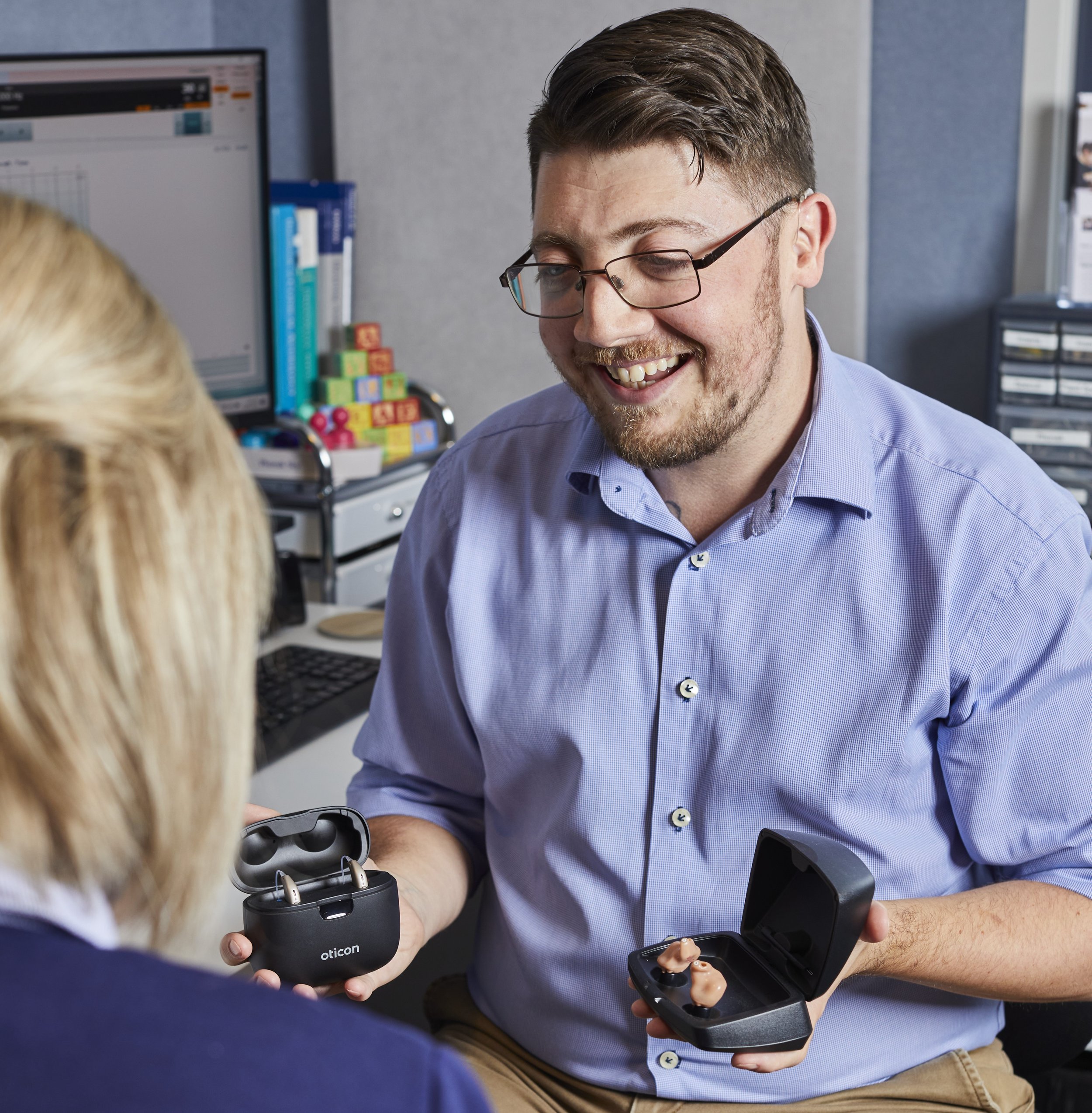 What is the difference between an Audiologist and an Audiometrist ...