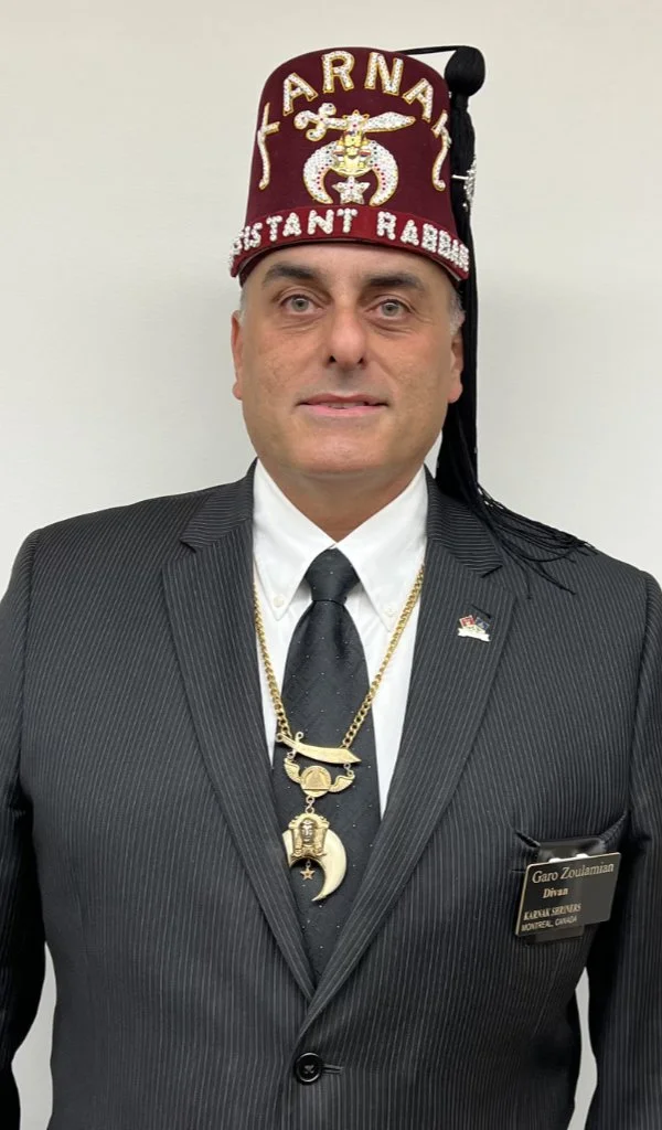 Divan — Karnak Shriners