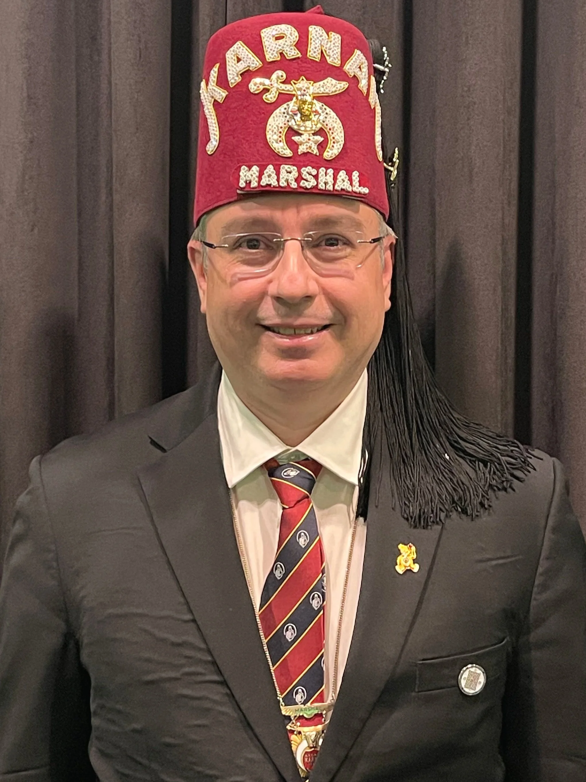 Divan — Karnak Shriners