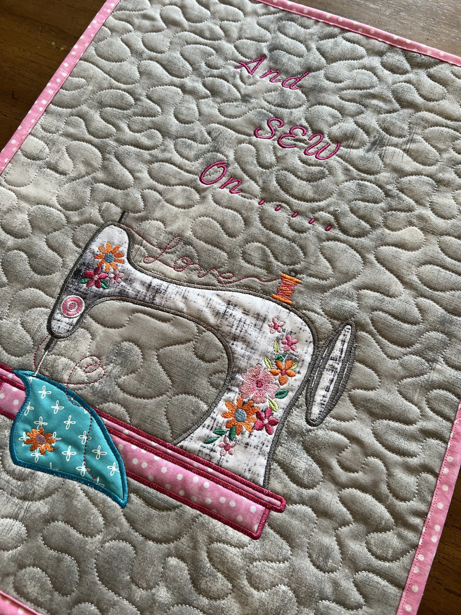 It's time for the beach and you will be ready with this fun bag. — Sew ...