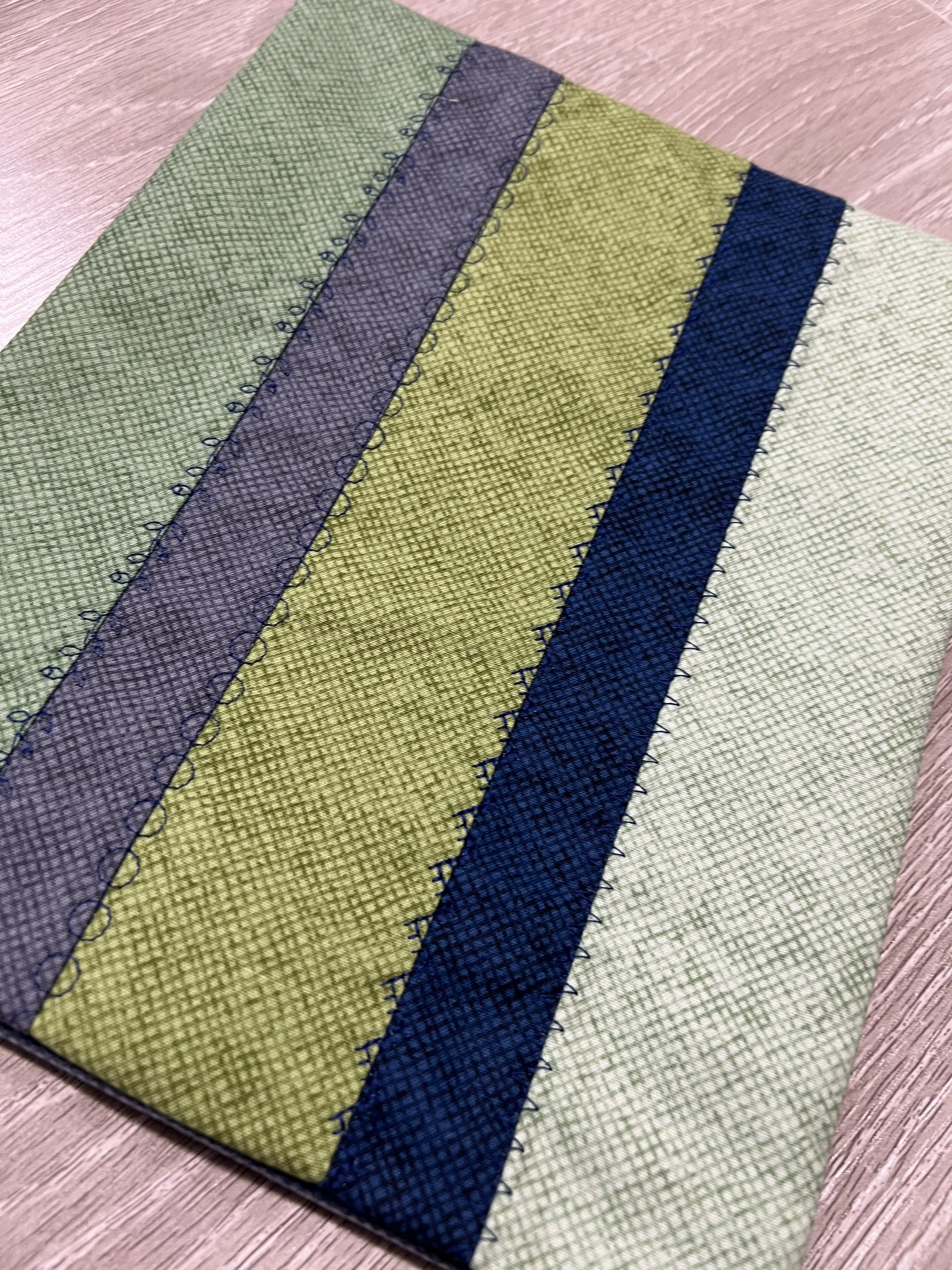 It's time for the beach and you will be ready with this fun bag. — Sew ...