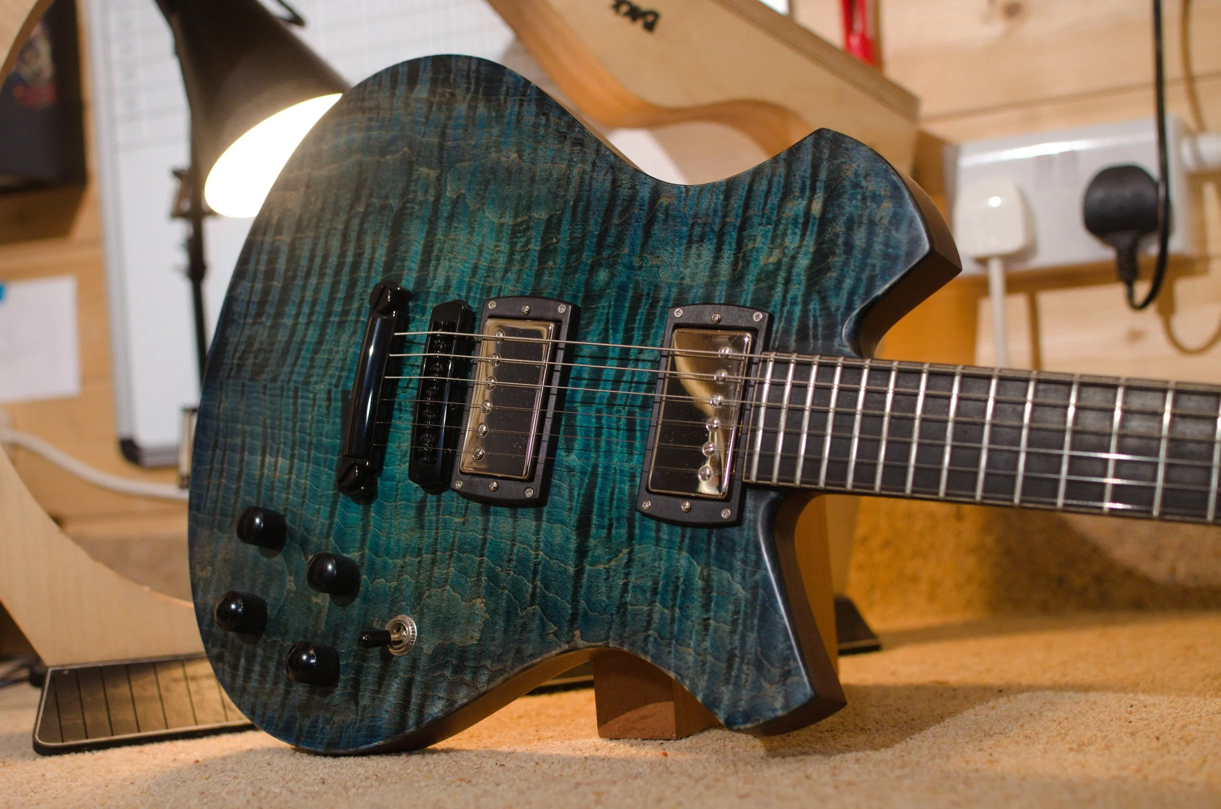 JKM Guitars - Services