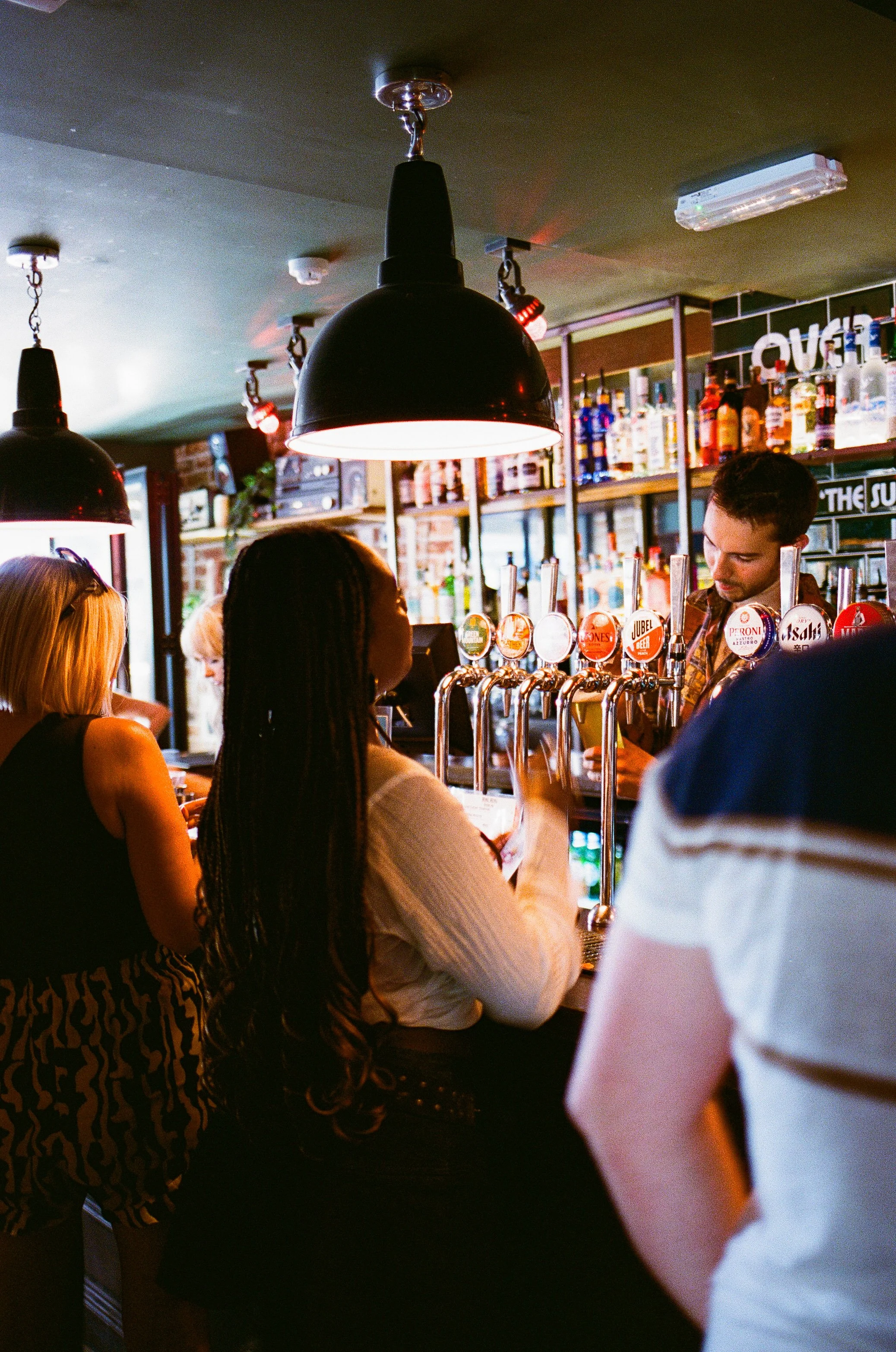 PHOTOS — OVER THE YARDARM