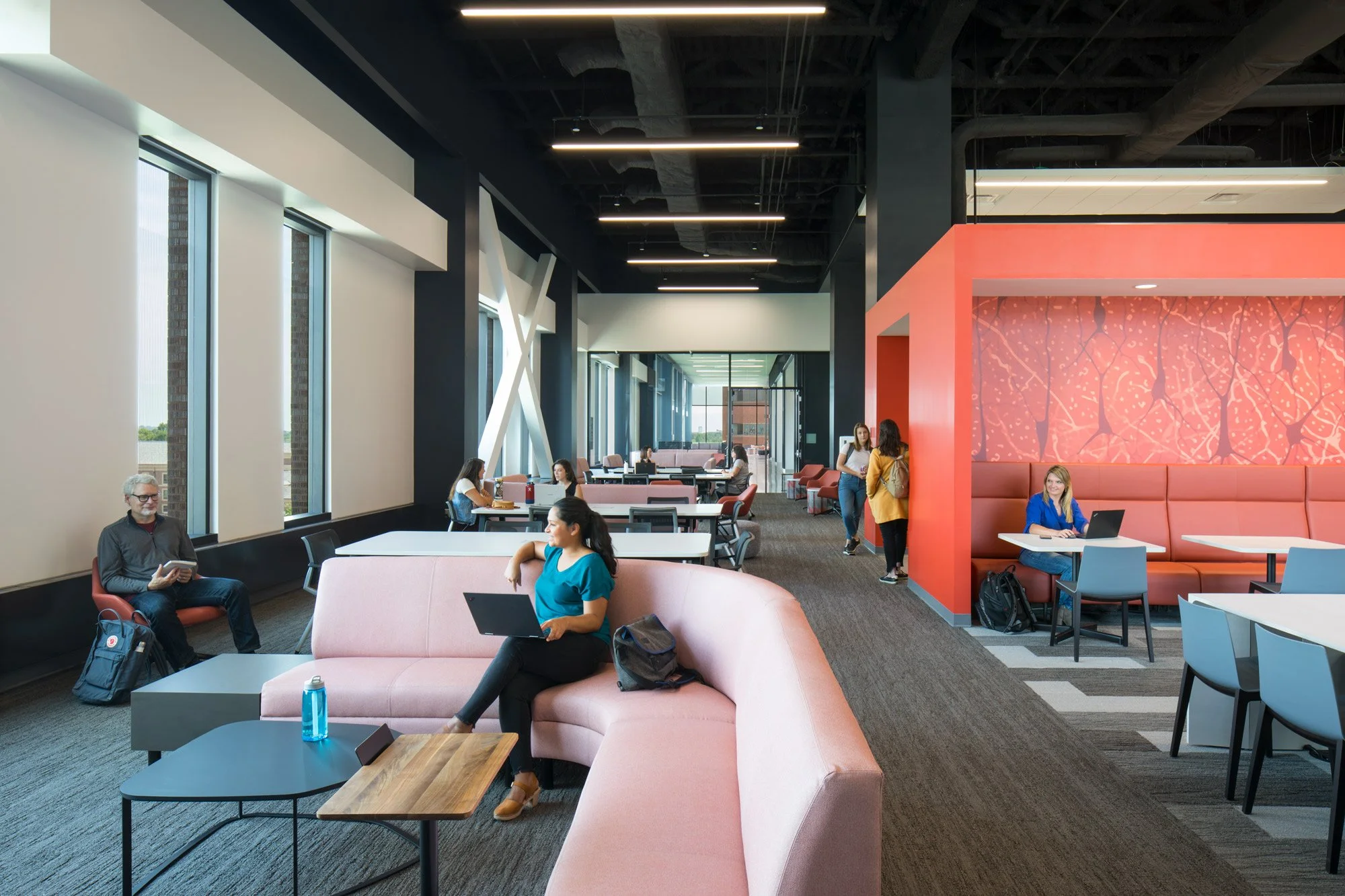 University of Minnesota Health Science Education Center — Acre