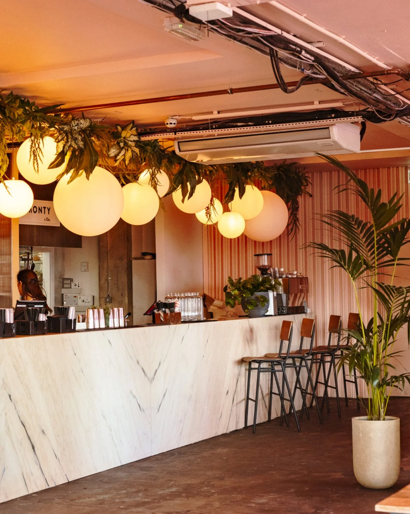 NT's Loft - East London Club & Terrace