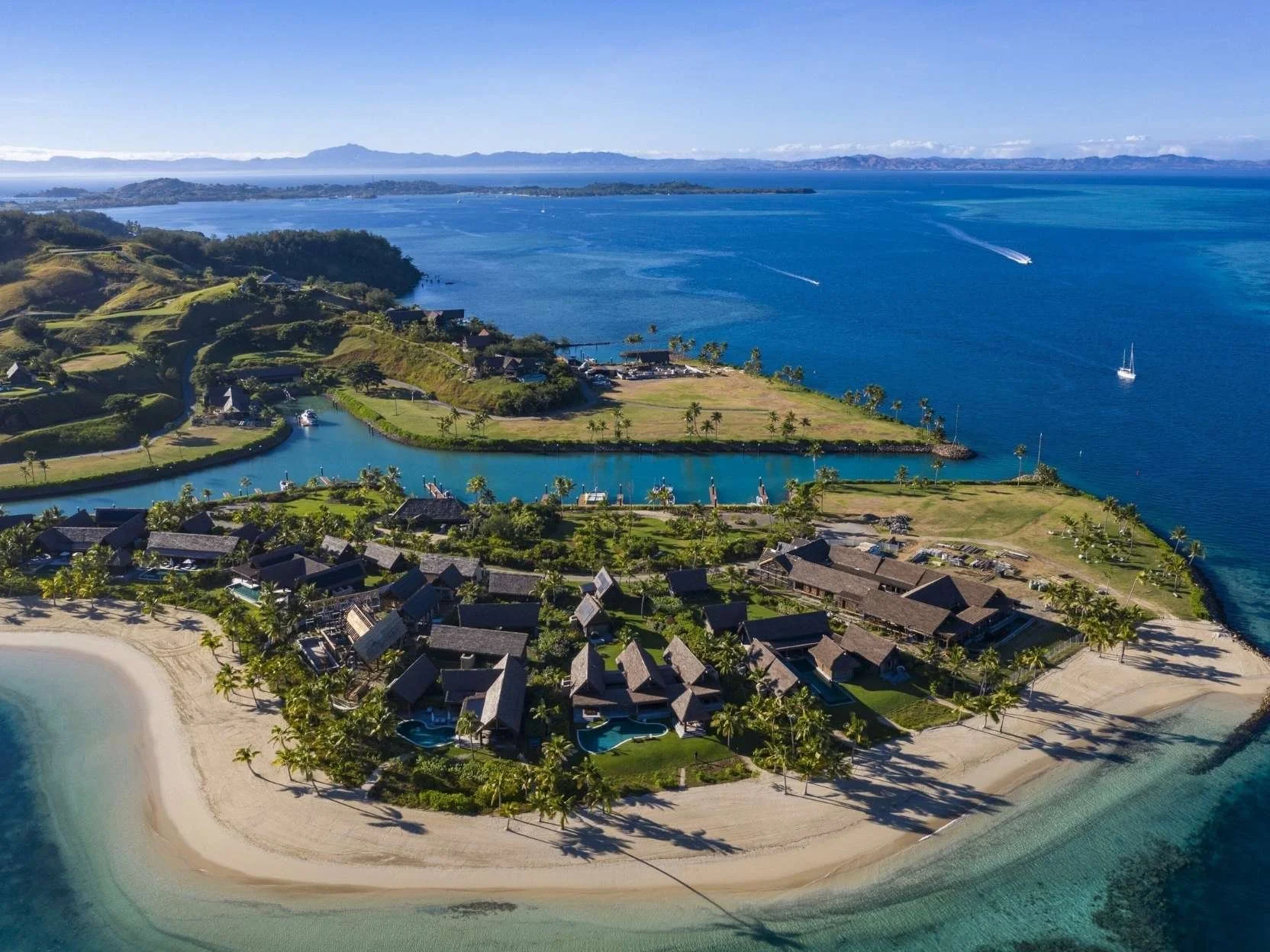 7 Day Fiji Itinerary | A Luxury Island Hopping Escape