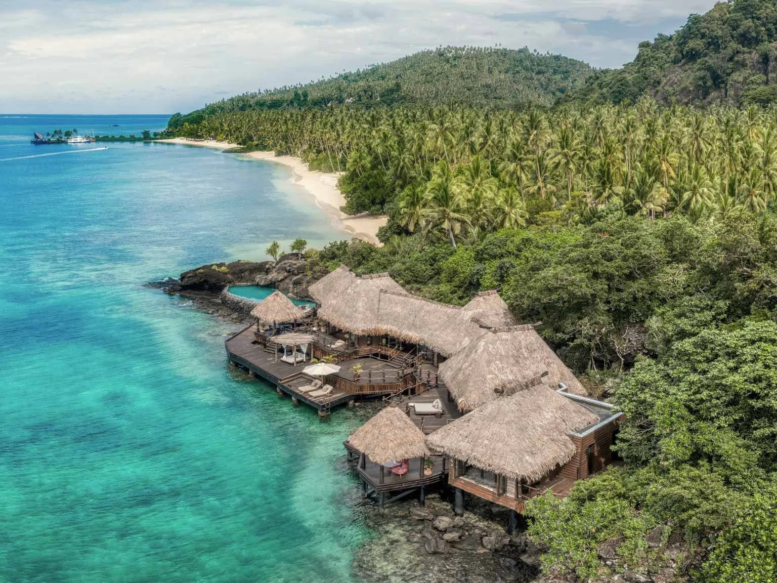 Fiji's Best Luxury Resorts (2024) | South Pacific Travel