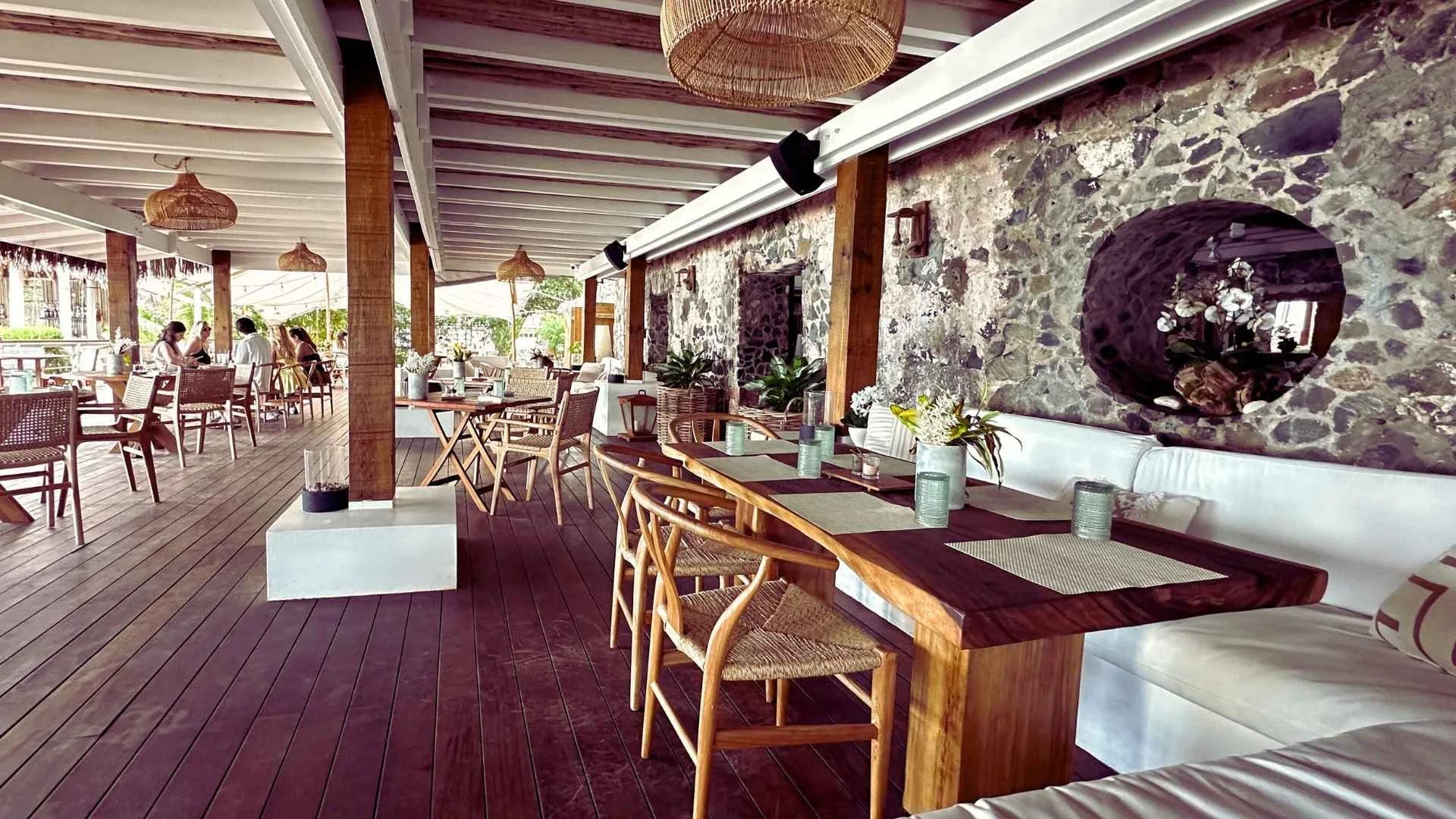 The British Virgin Island's Best Beach Clubs (2024)
