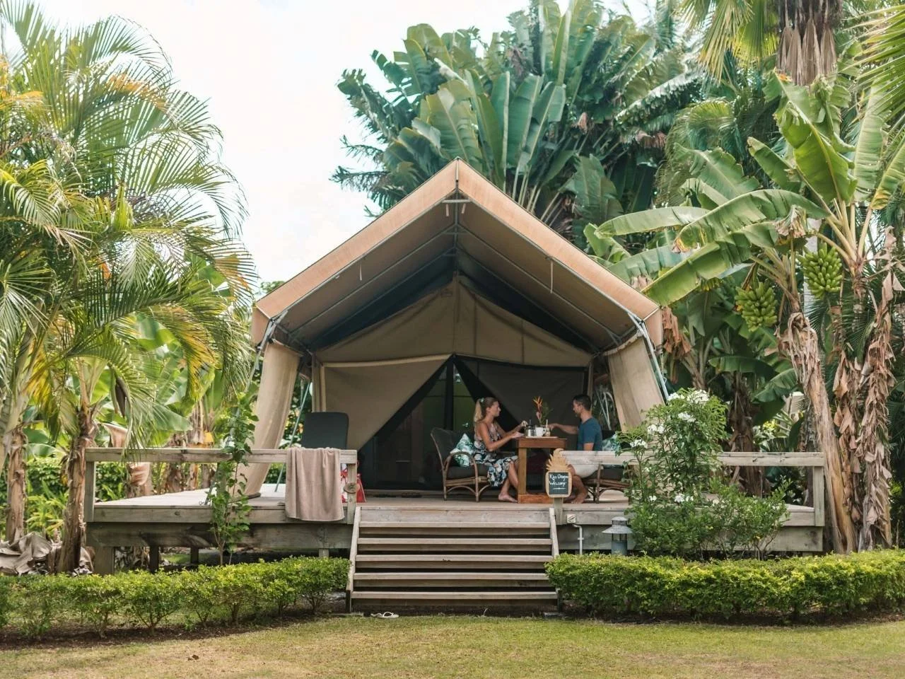 The Cook Island's Best Resorts | An Editor's Guide