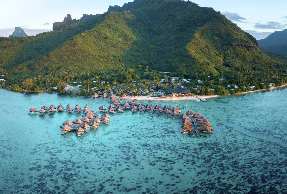 Bora Bora Like Places