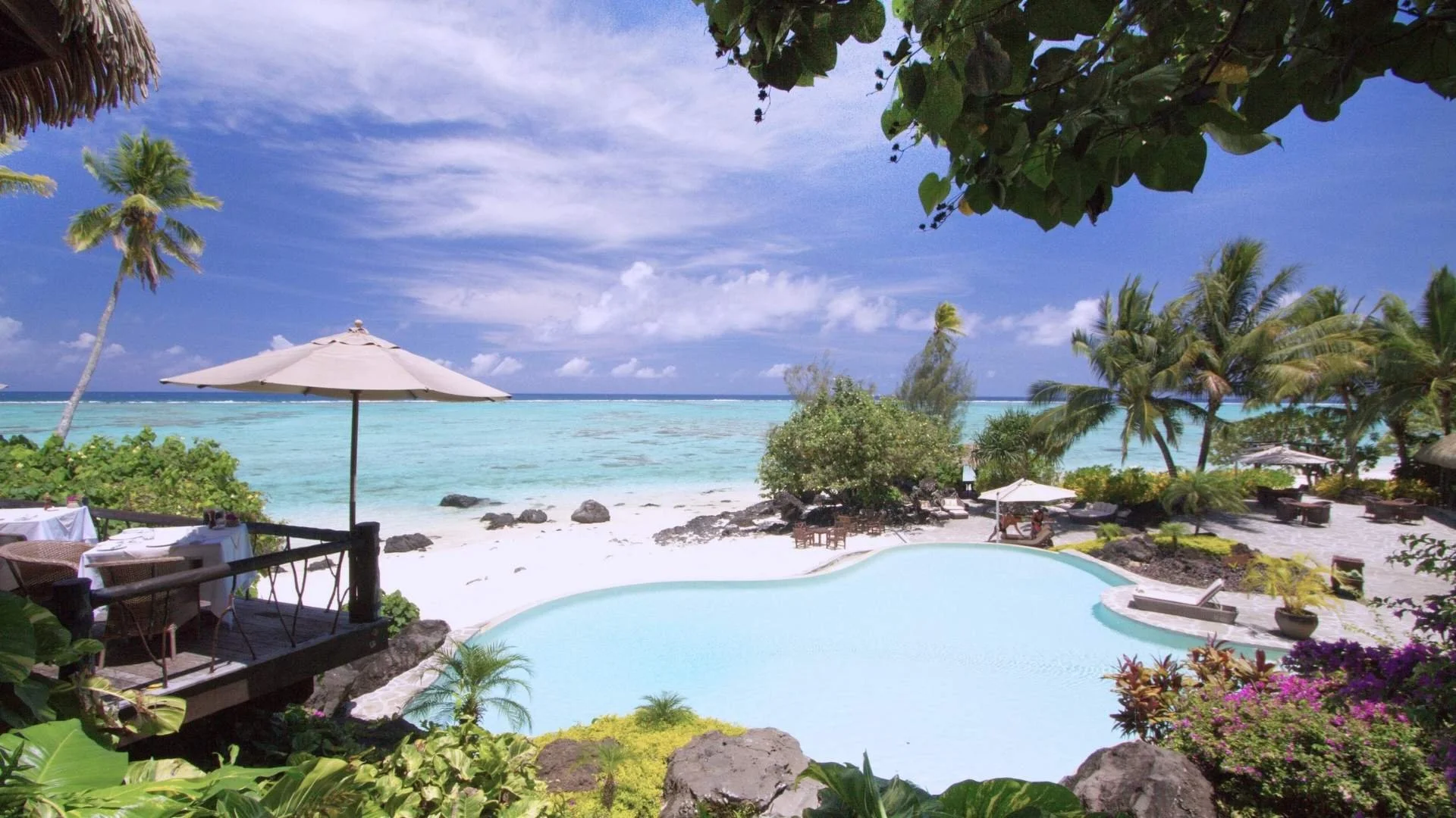 The Cook Island's Best Resorts | An Editor's Guide