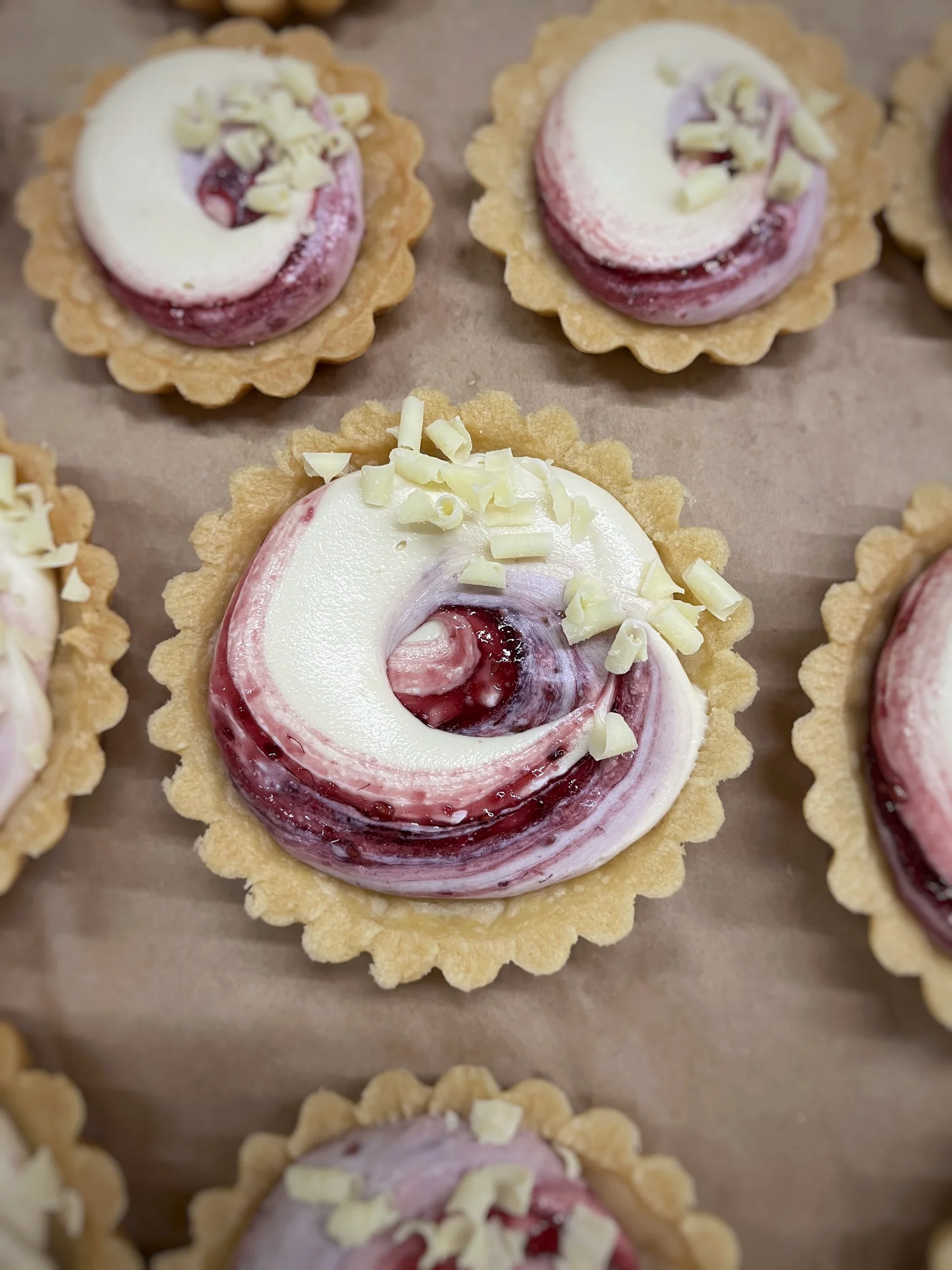 Beautiful and delicious cakes in a curated selection of flavors ...