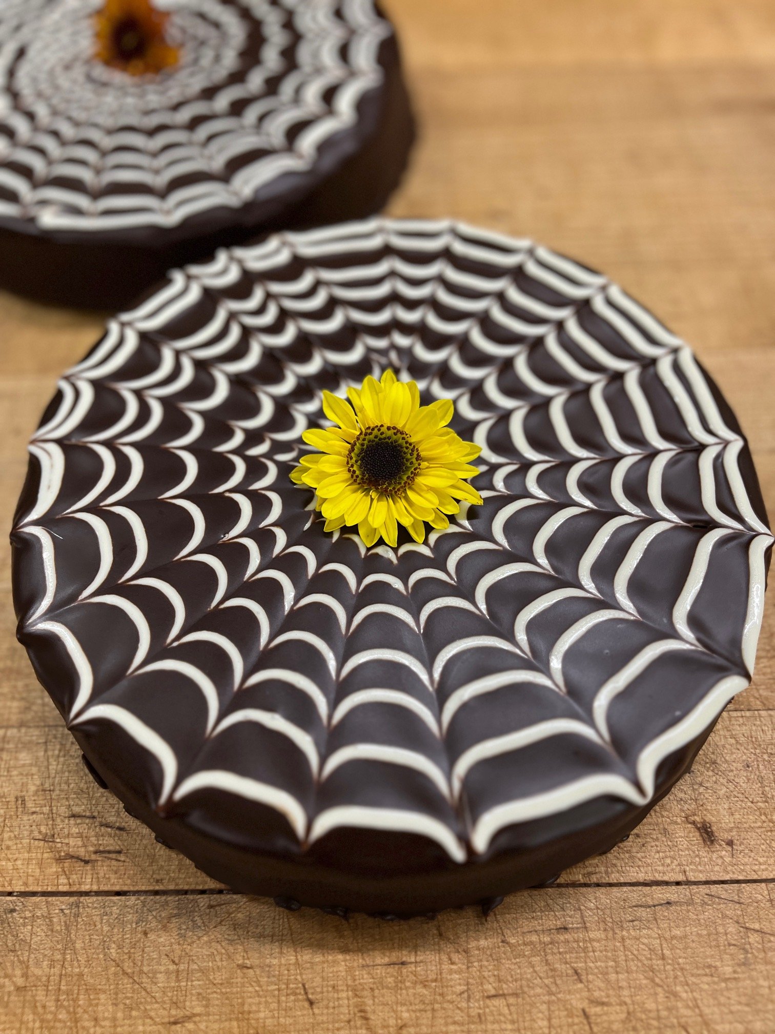 Beautiful and delicious cakes in a curated selection of flavors ...
