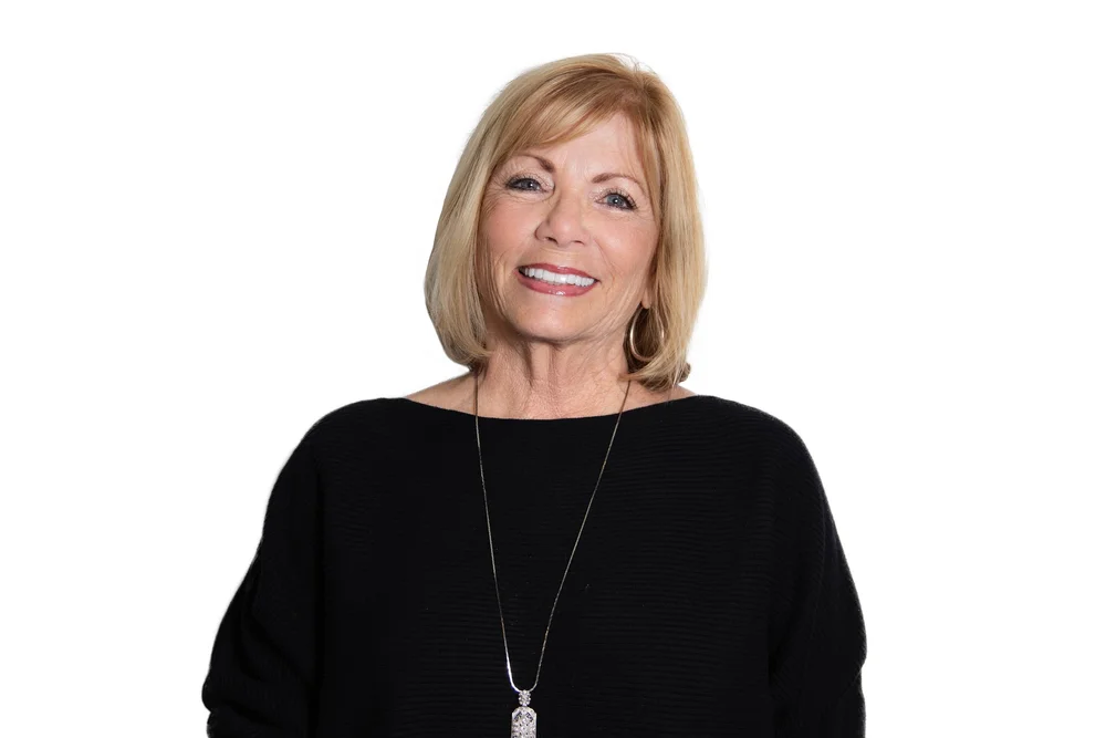 Robyne's Nest — Team