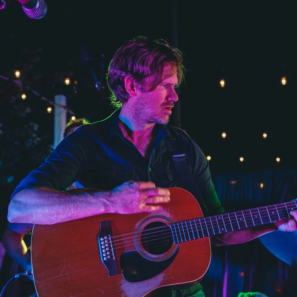 Second Hand News | Chicago's Fleetwood Mac Tribute Band