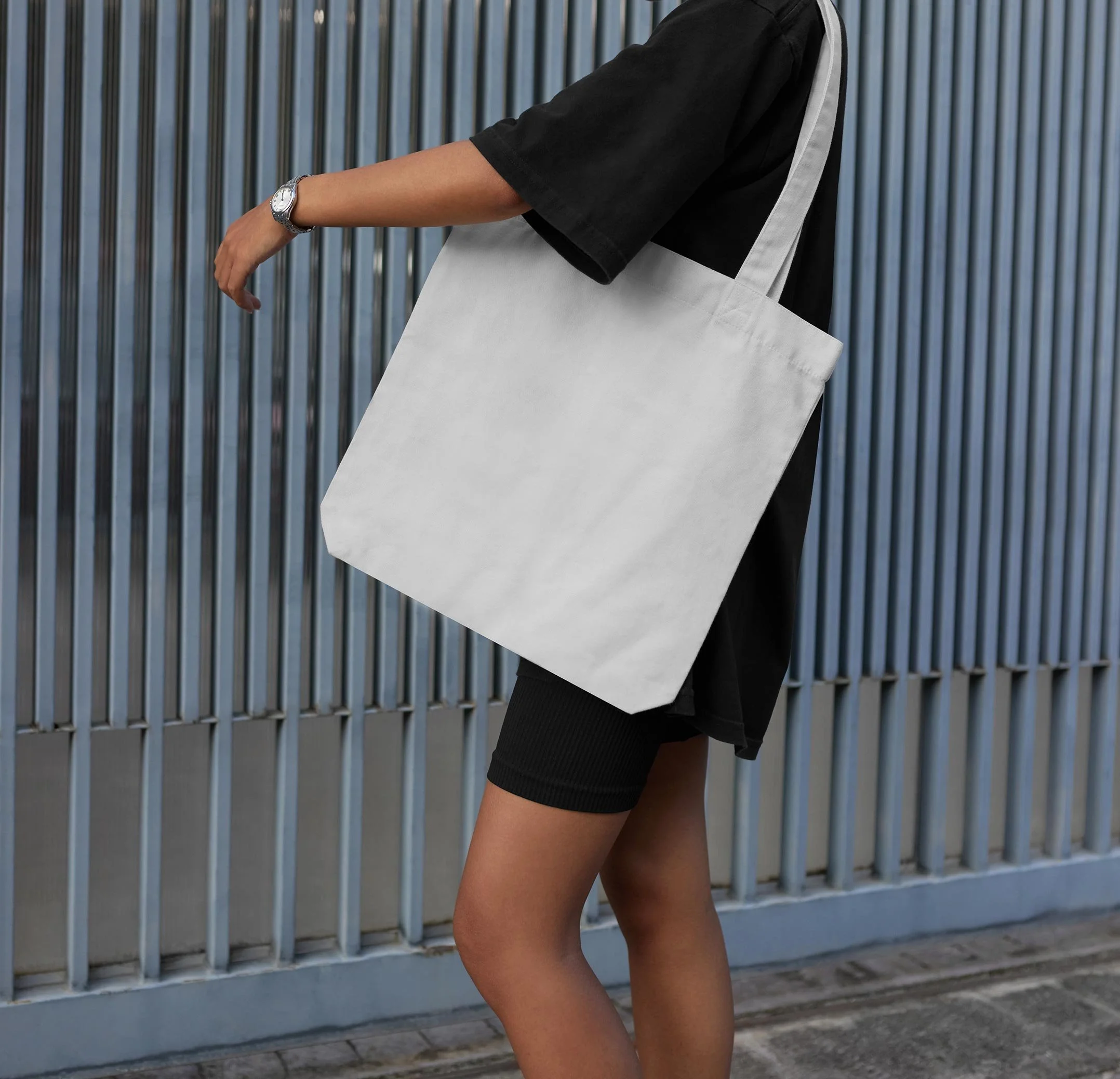 TOTE-BAG-MOCKUP-05 — akoya studio | Photo Realistic Mockups