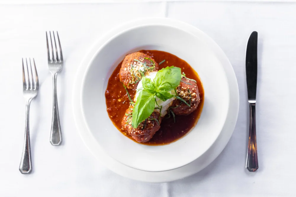 Deluca's Restaurants