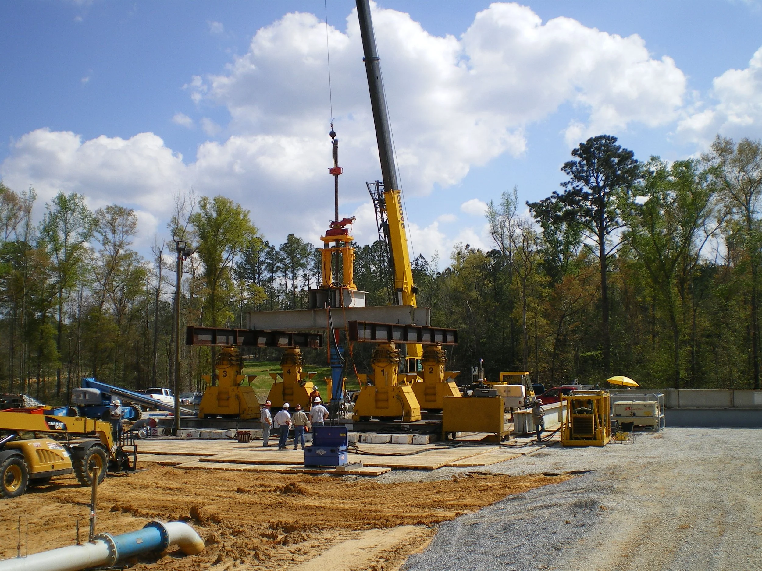 MP RENTAL AND FISHING SERVICES LLC - CASING JACKS - WELLHEAD SERVICES - SALT CAVERN STORAGE