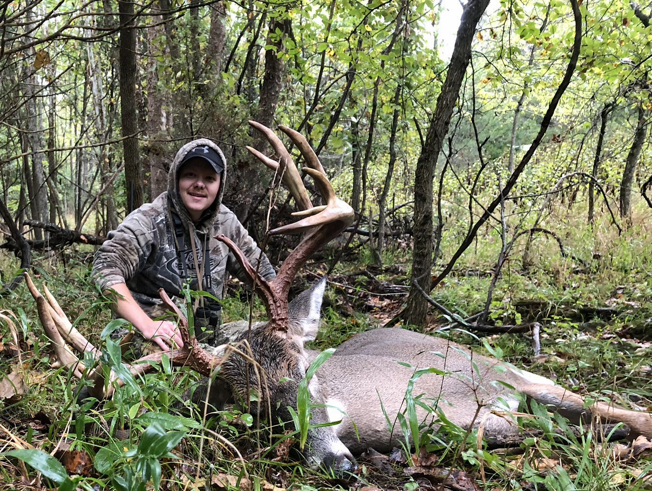 Missouri Whitetail Hunts & Lodging | Twin Lakes Whitetails
