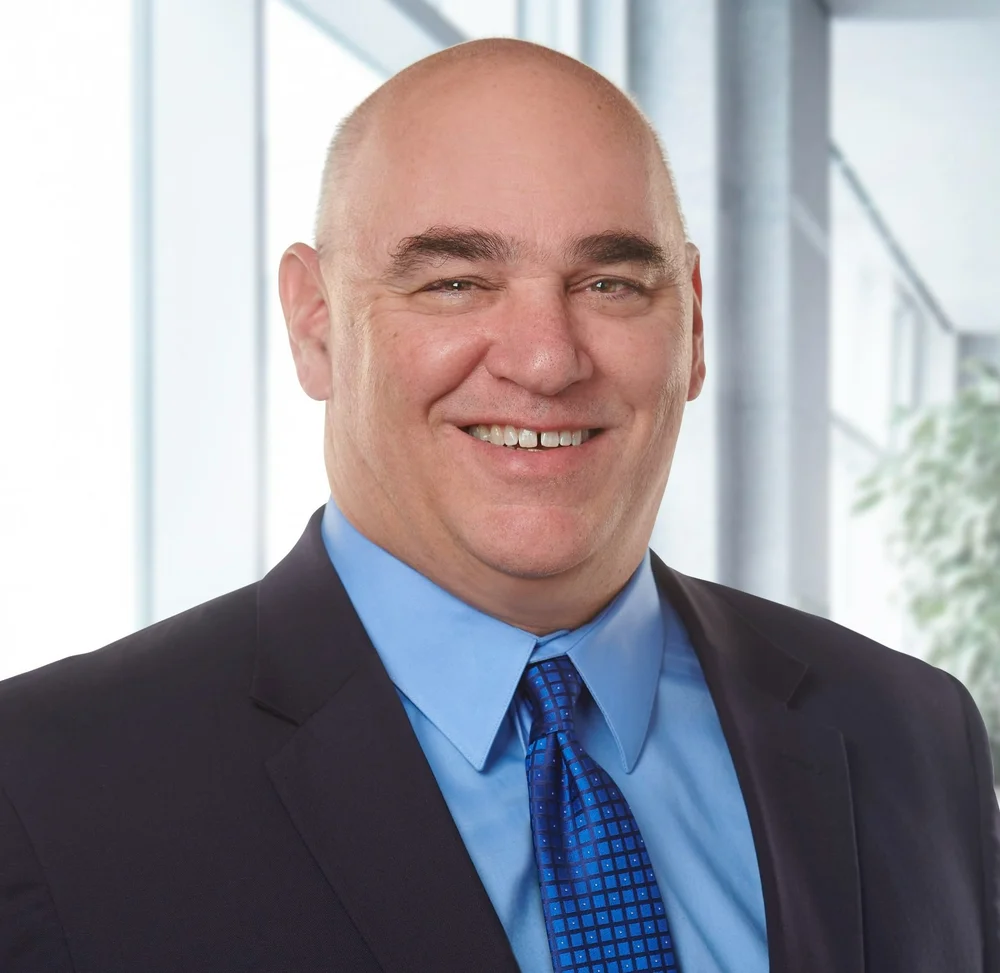 Frauenshuh — Mark Sharockman