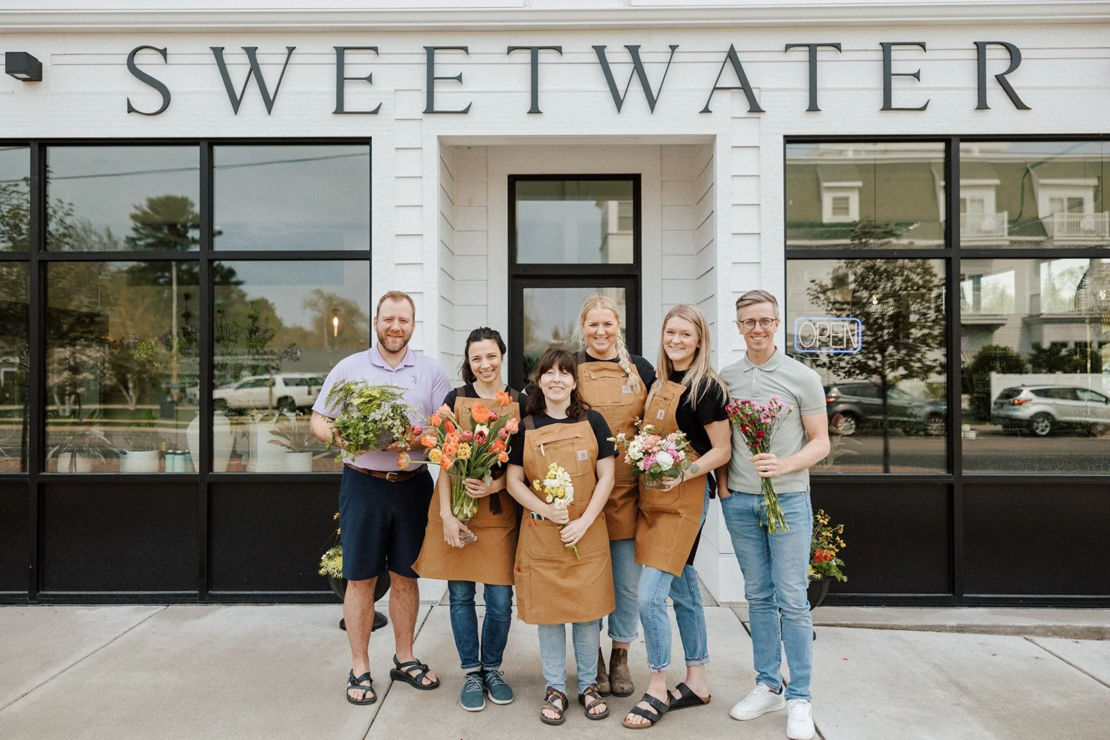 Contact 3 — Sweetwater