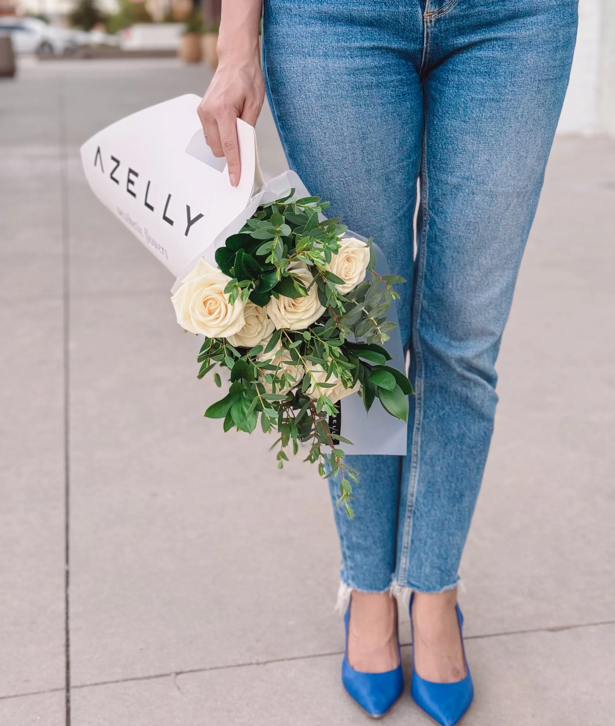 Shop Online Florist| Best Flowers, Occasions, Gifts, Delivery — Azelly