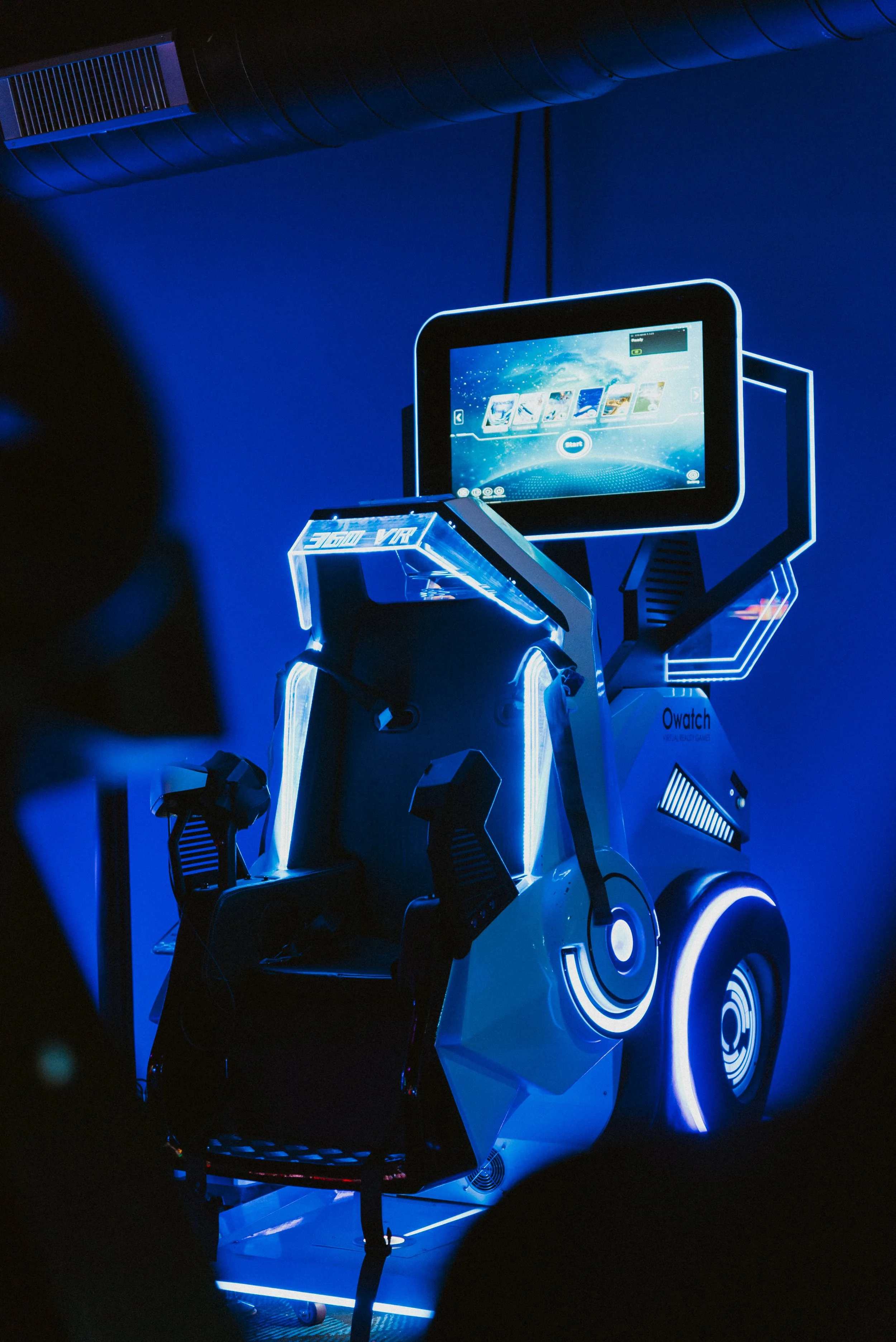 Vortex VR Arcade: Dive into OWatch & Omni Arena Virtual Reality