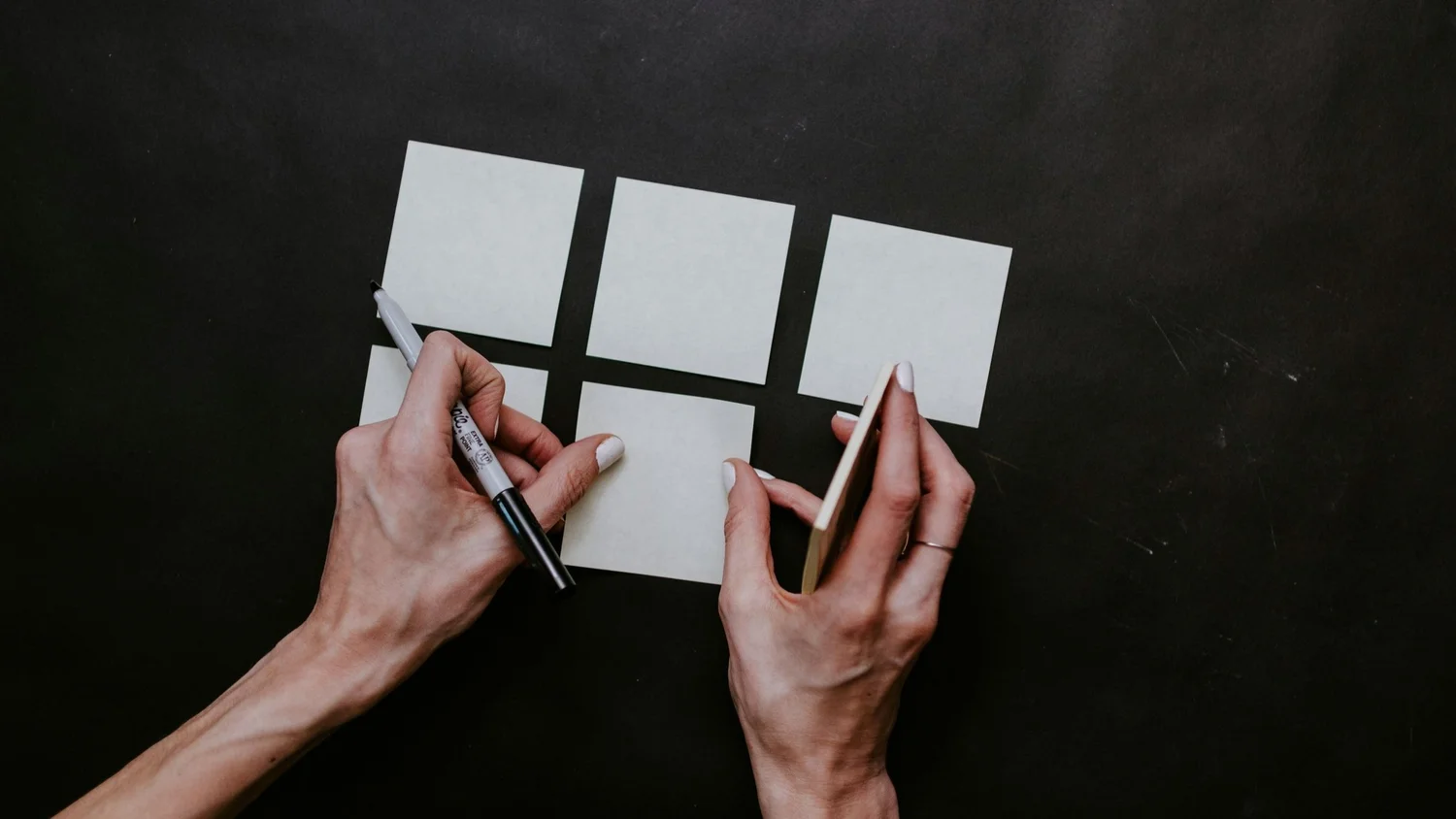 blash. ⍟ ¿Cómo llevar un buen control de tus potenciales clientes?