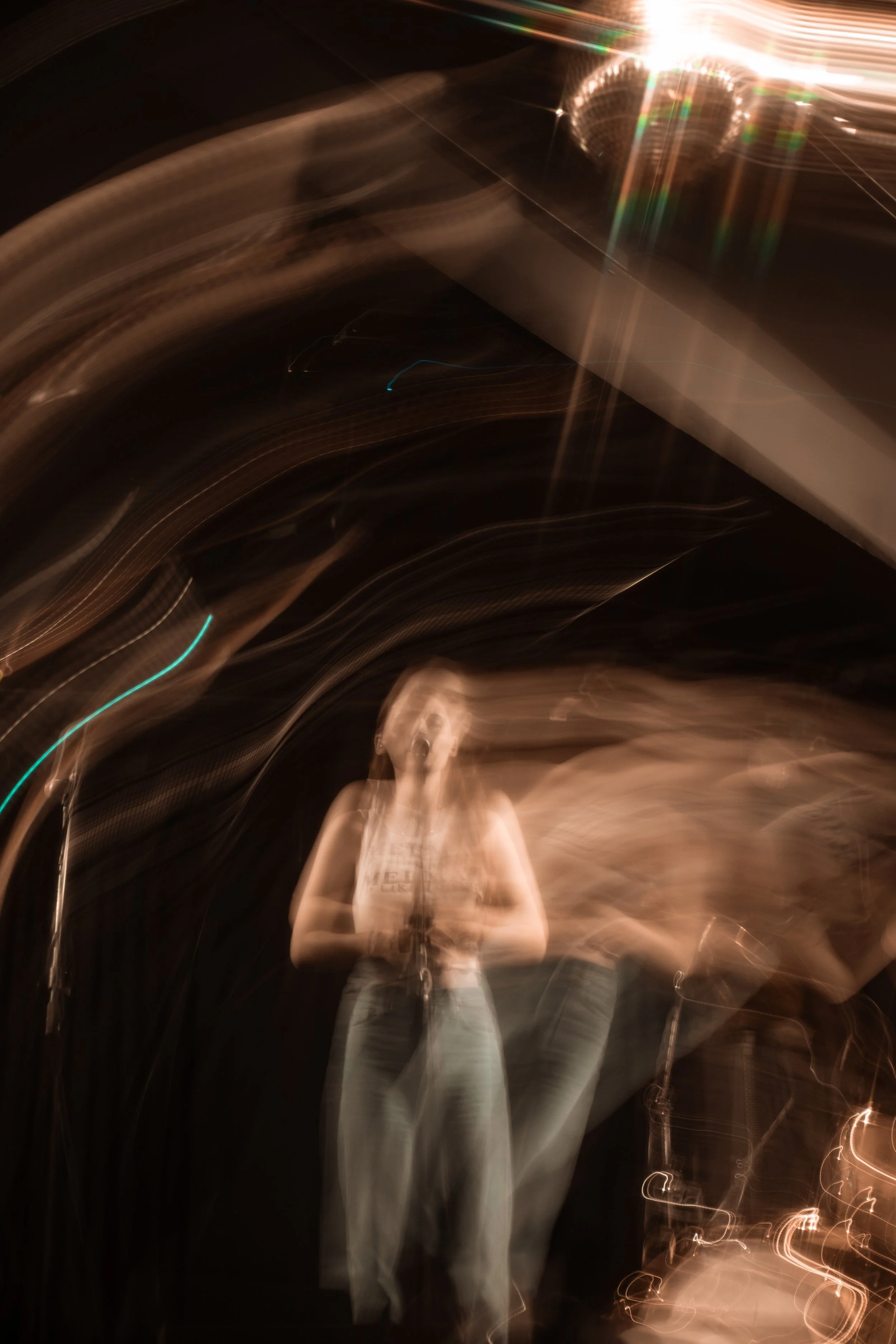 Photo & Review: Singer-songwriter Ethel Cain performed an intimate but ...