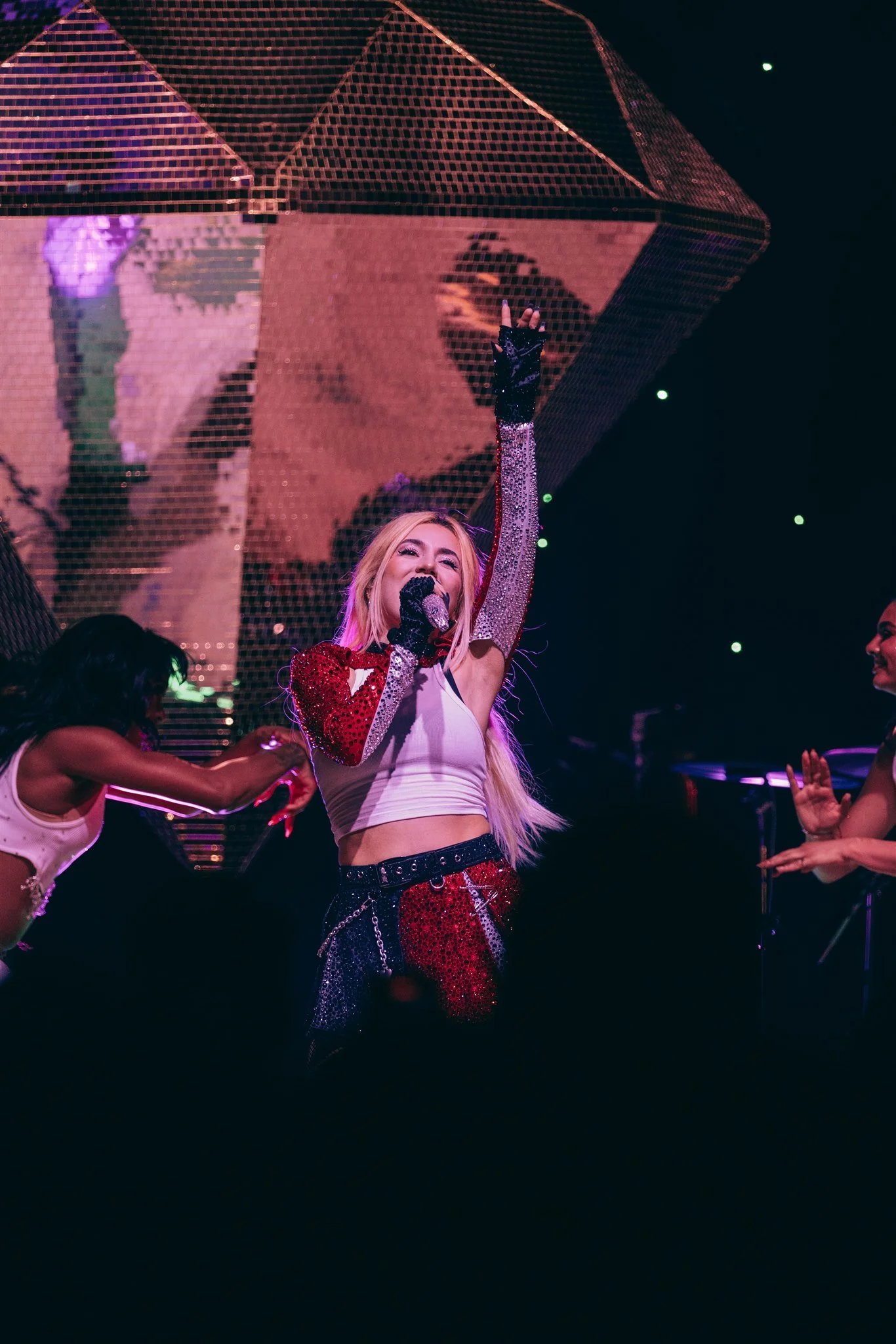 Photo & Review: Ava Max took on The Echo Lounge in Dallas with a ...