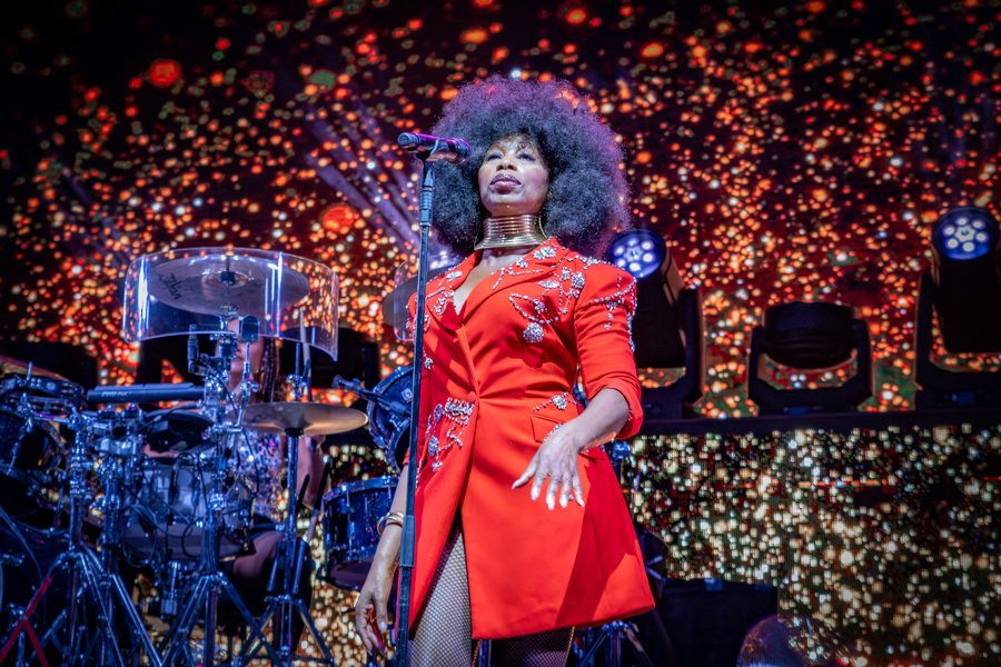 Photo & Review: The Scottish legends Simple Minds delivered an ...