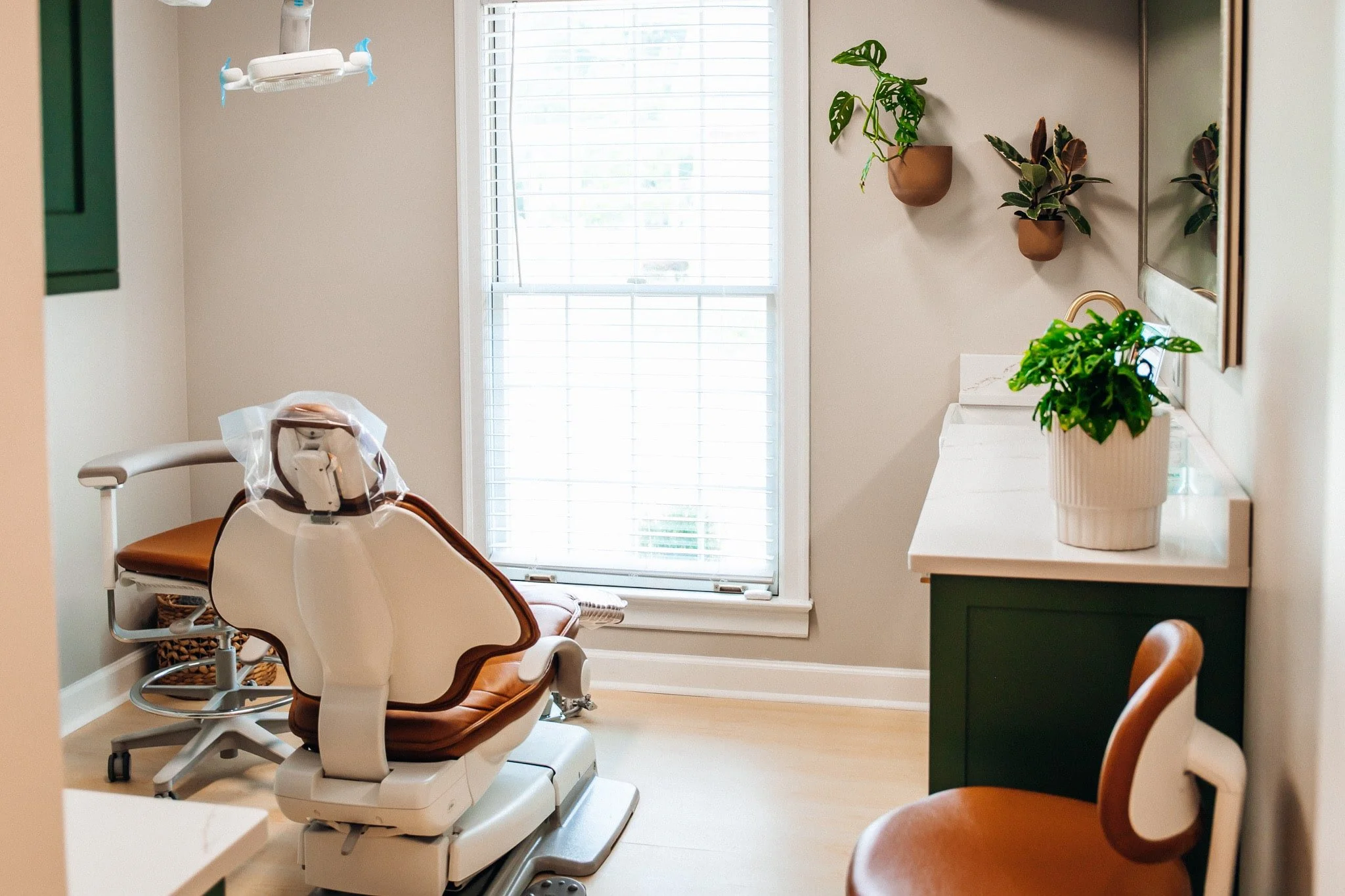What is a Smile Makeover? A Brandon Dentist Explains | Grants Ferry ...