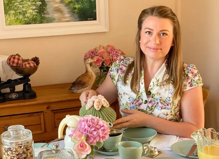 Tradwives Do Not Stand Against Neoliberalism, But They Are Not The ...