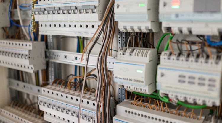 Understanding Load Management in Commercial Buildings: A Practical ...