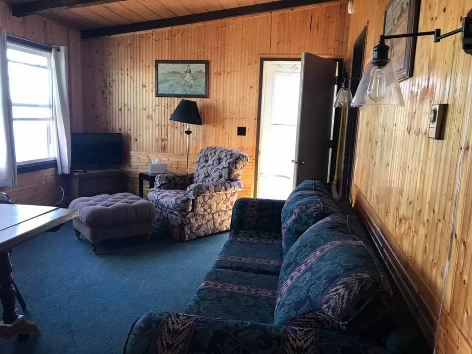 Lodging — Cedar Crest Resort