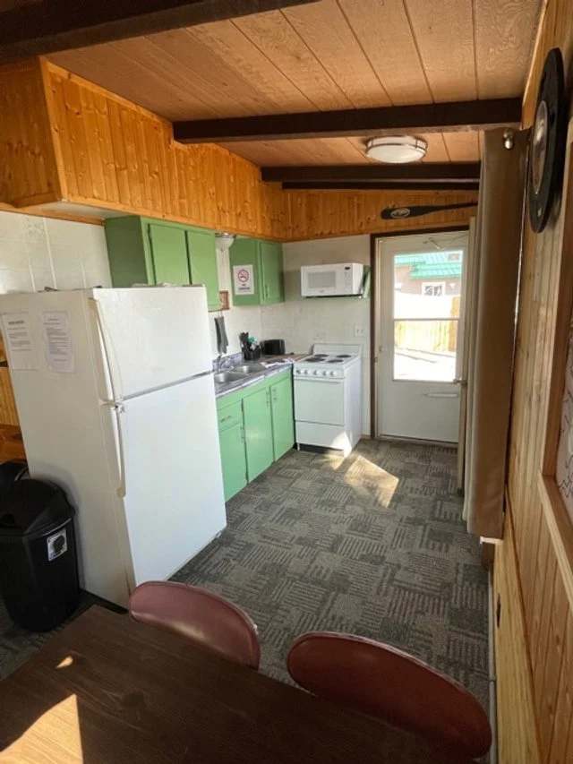 Lodging — Cedar Crest Resort
