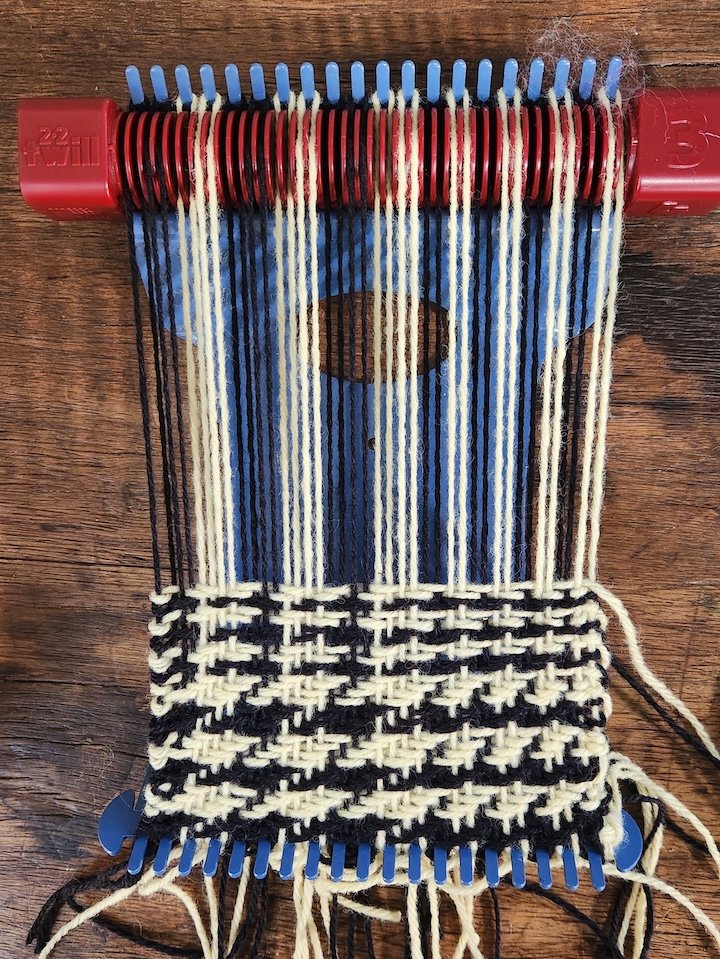 little handheld looms — the boomloom