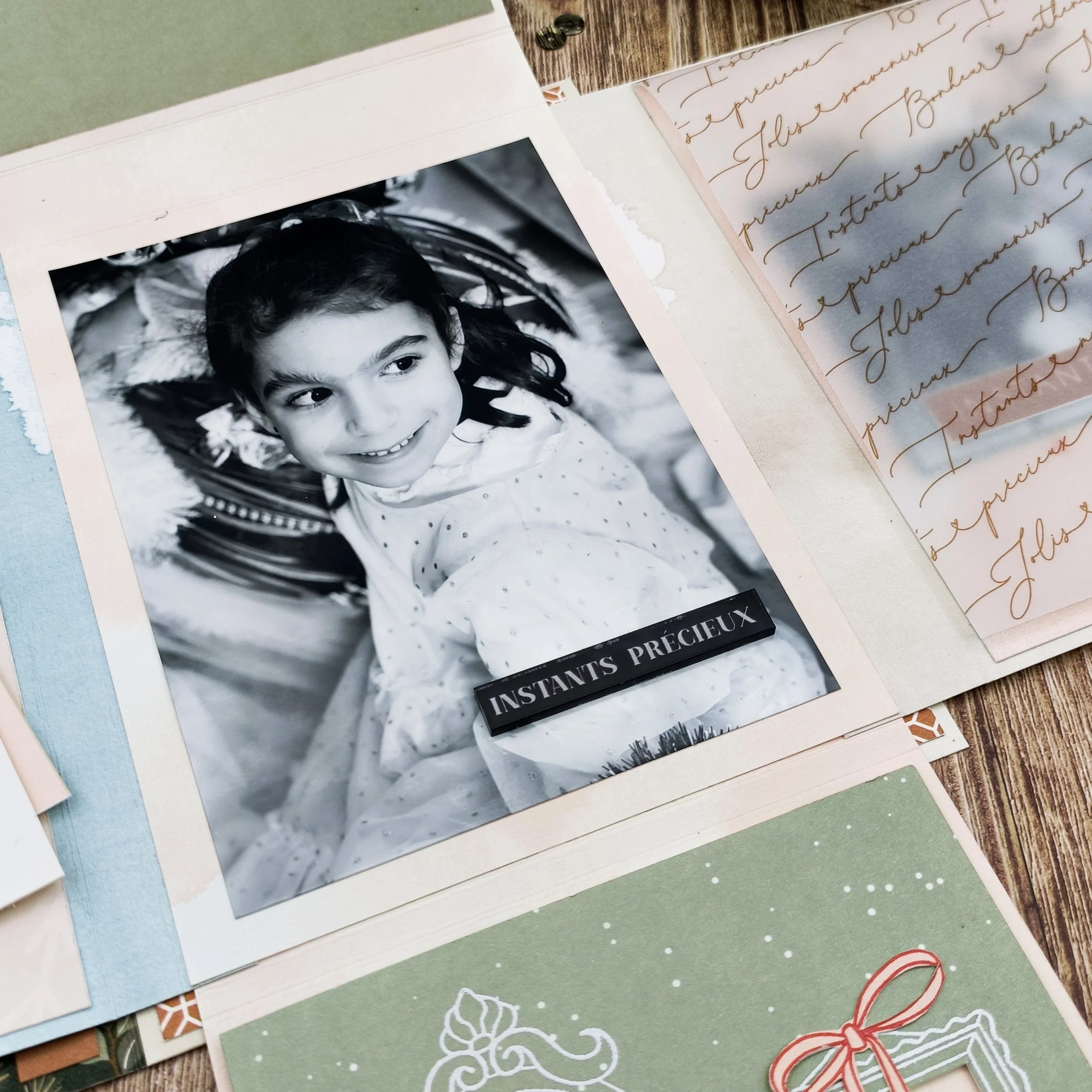 Tutoriel Mini Album “Carnet de souvenirs” - Emanuela — Florilèges Design